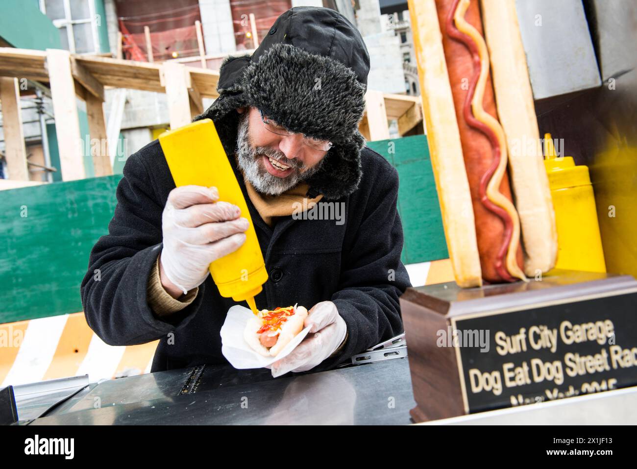 New York Hot Dog Man Egyptina Immigrant to New York City earn his ...