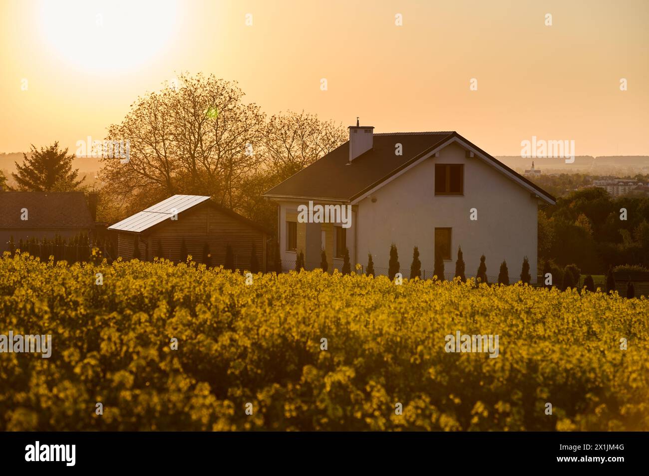 Powering house hi-res stock photography and images - Alamy