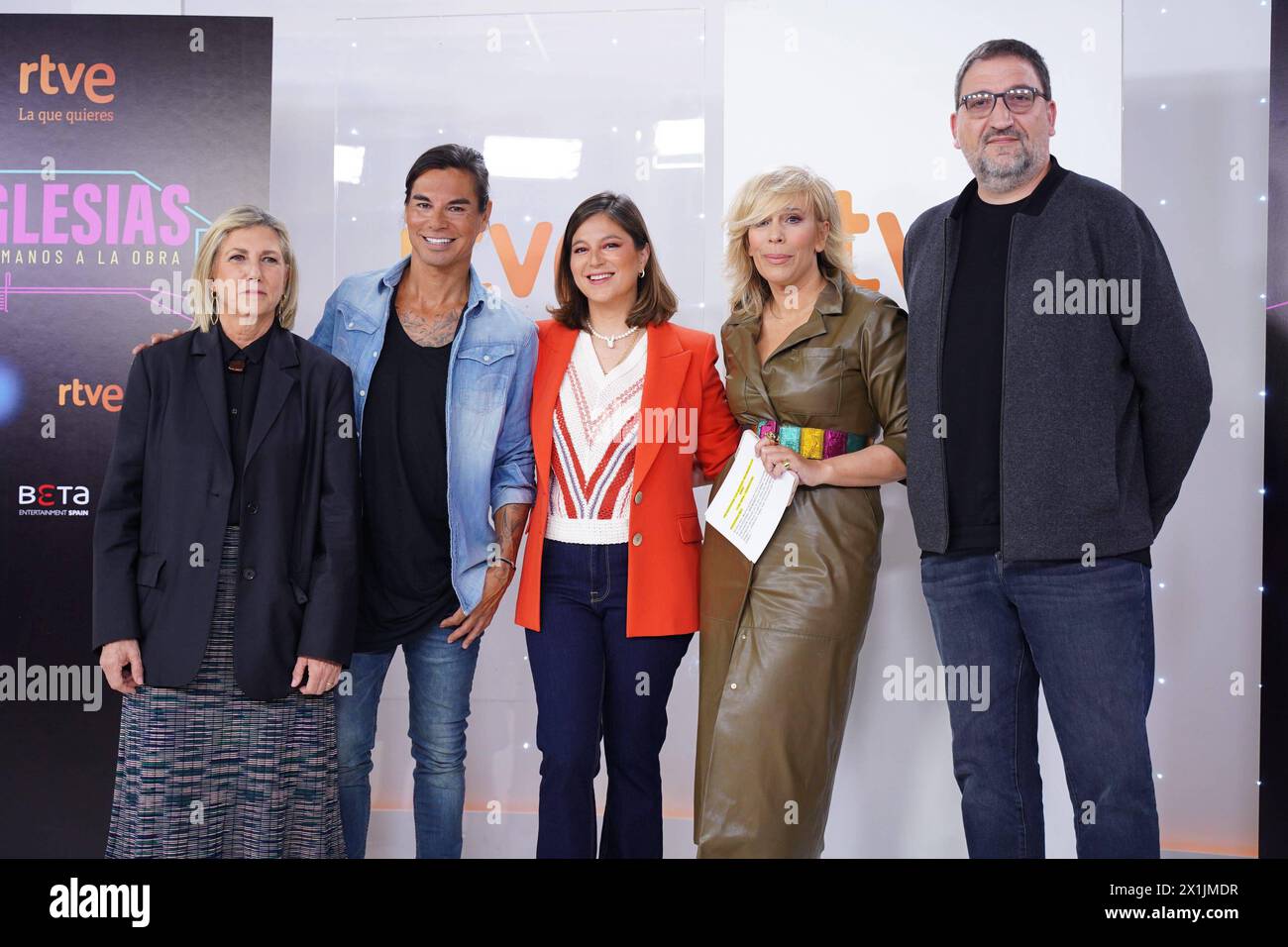 Chabeli iglesias hi-res stock photography and images - Alamy