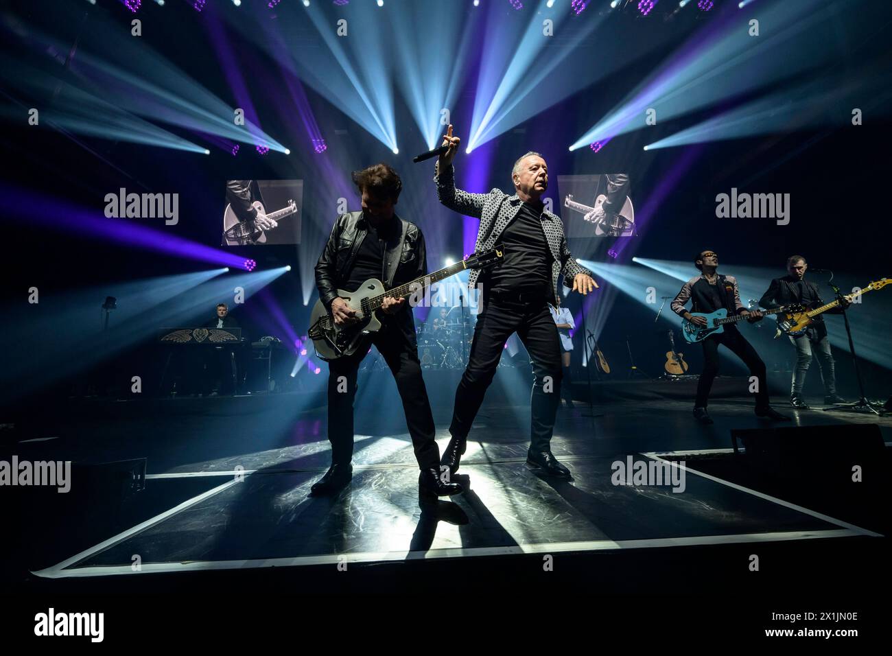 Simple Minds Jim Kerr & Charlie Burchill live im Zenith, München 13.04. ...