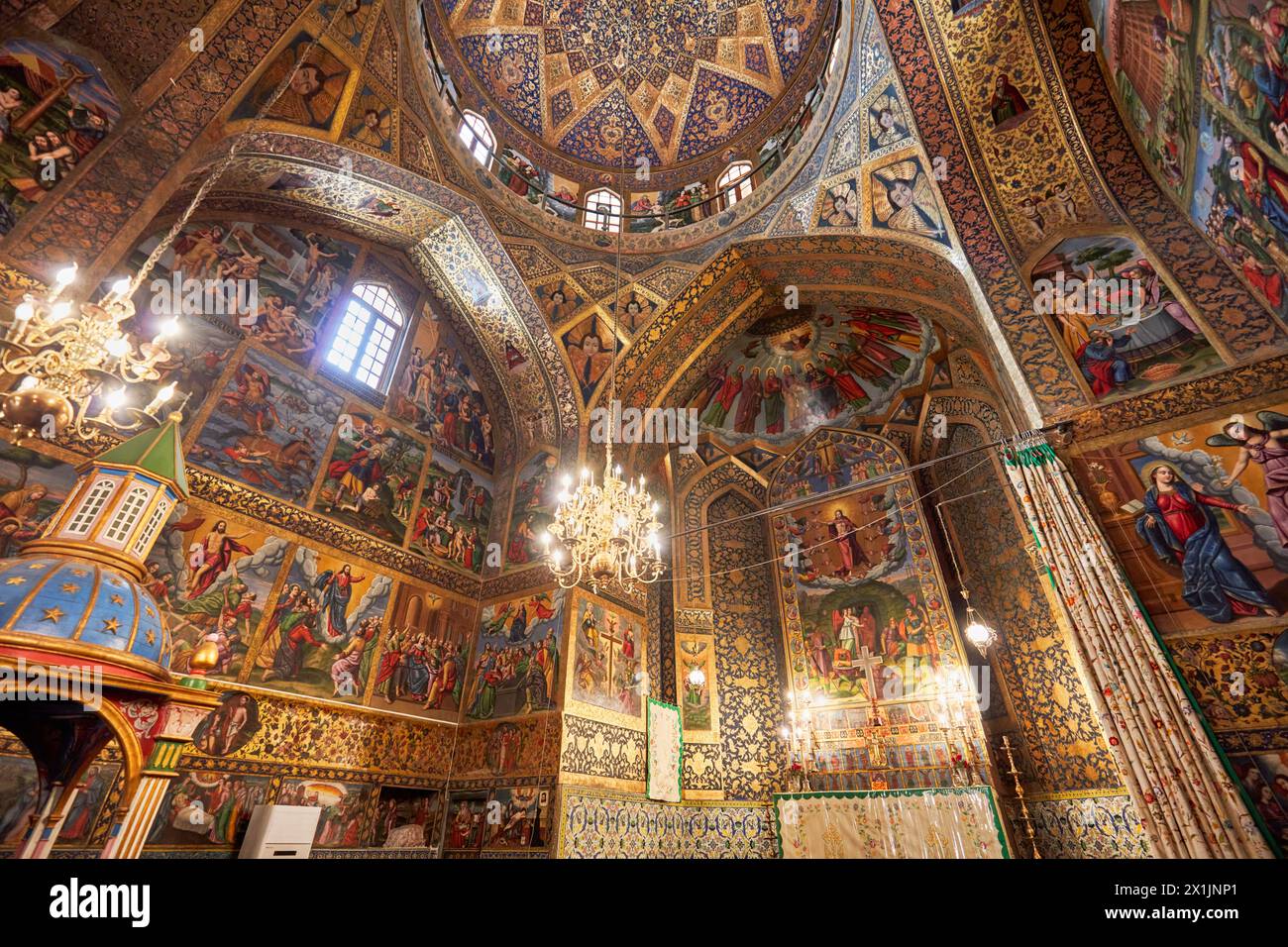Interior view of the 17th century Holy Savior Cathedral (Vank Cathedral ...