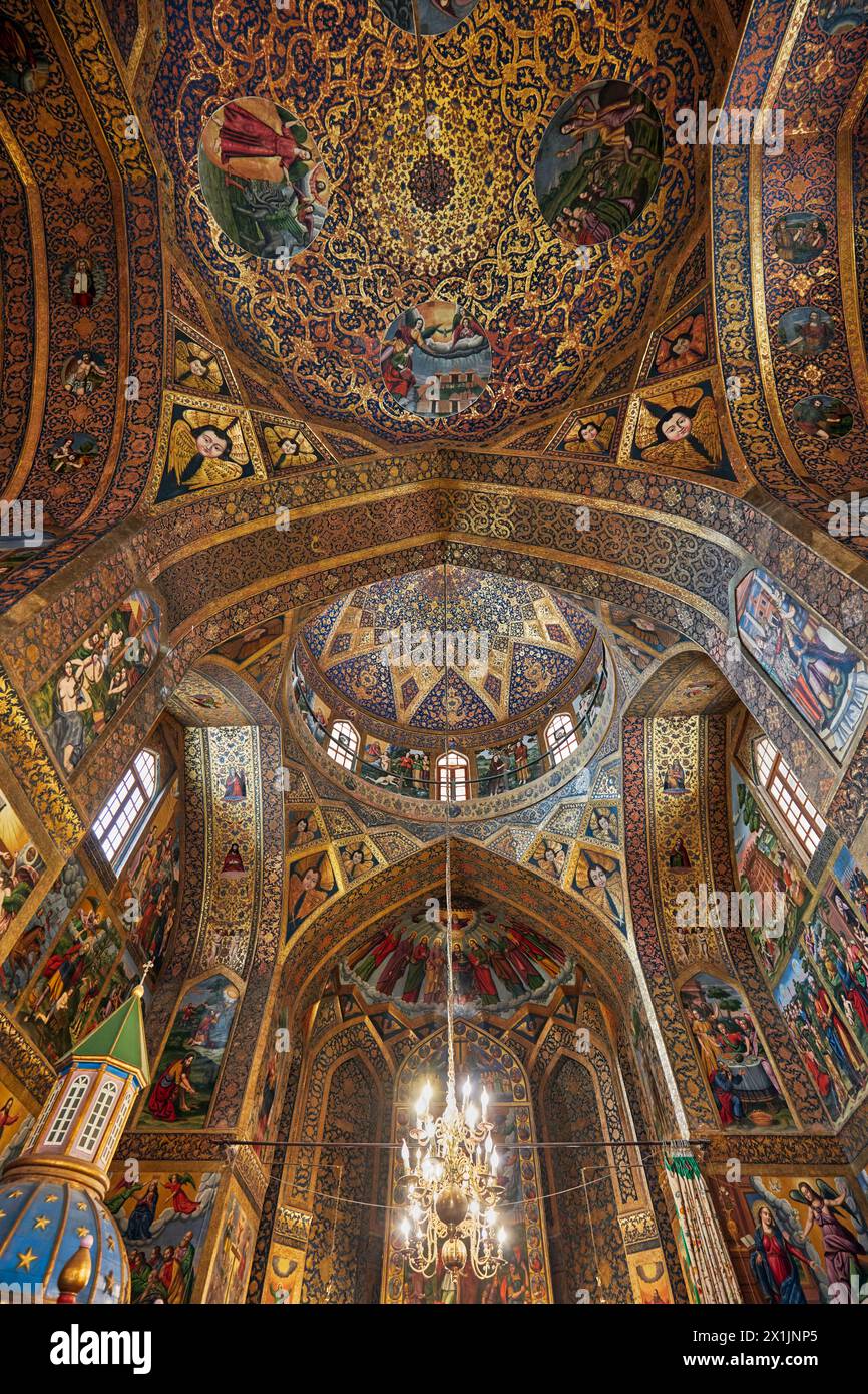 Interior view of the 17th century Holy Savior Cathedral (Vank Cathedral ...