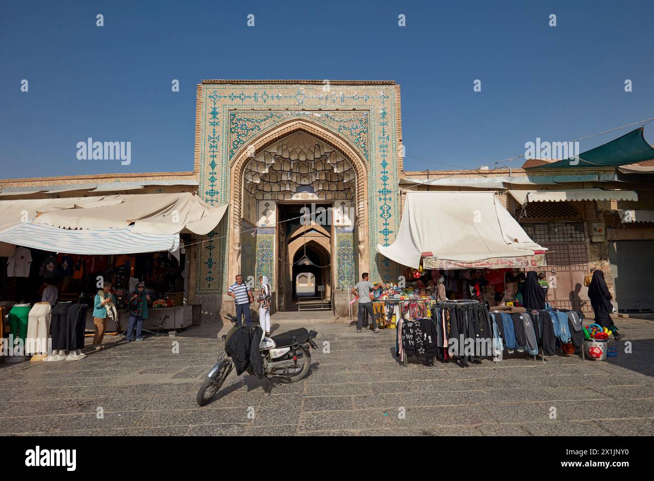 Main entrance to the Jameh Mosque of Isfahan (first built in 8th c ...