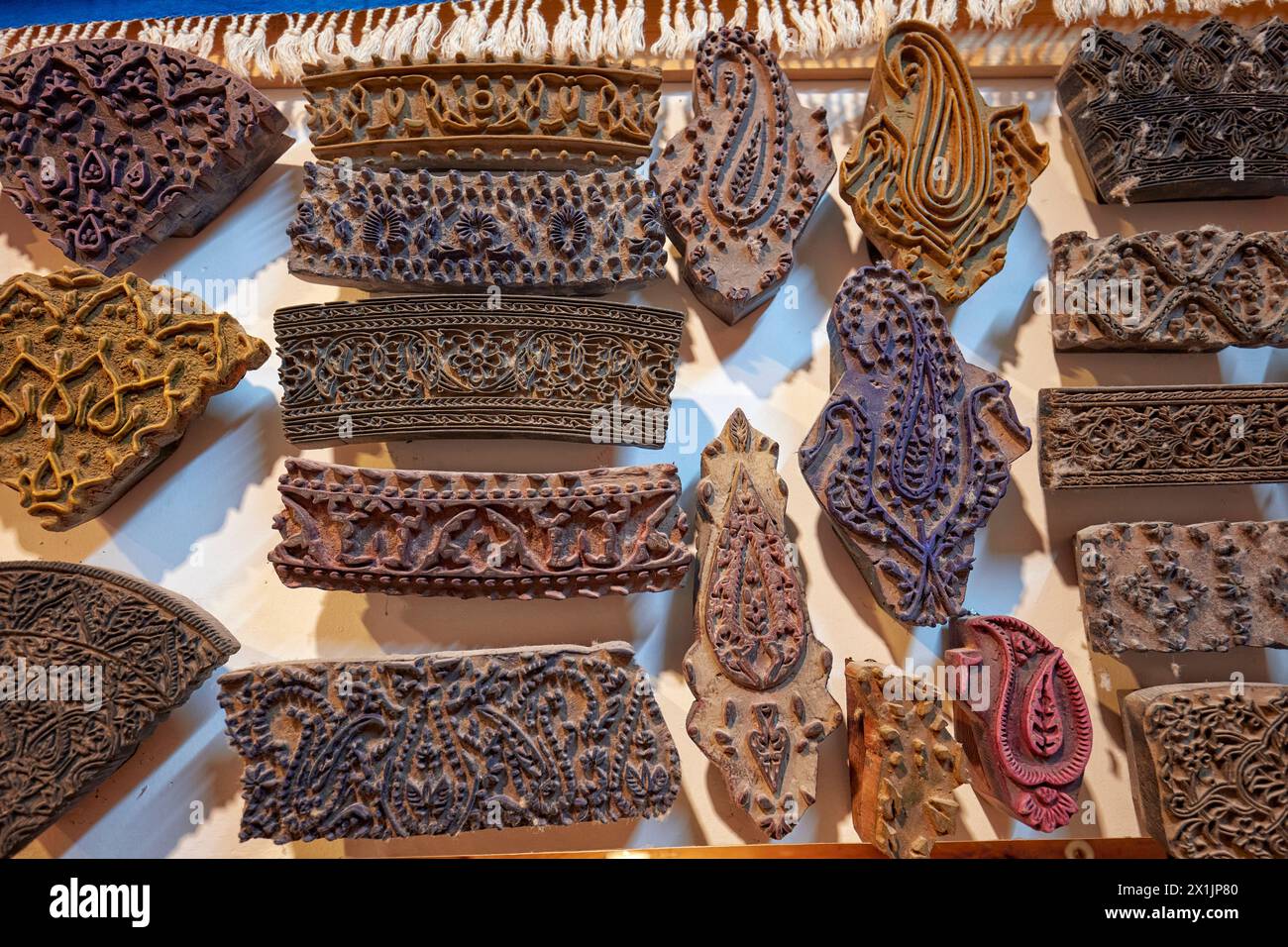 Stamp patterns hi-res stock photography and images - Alamy