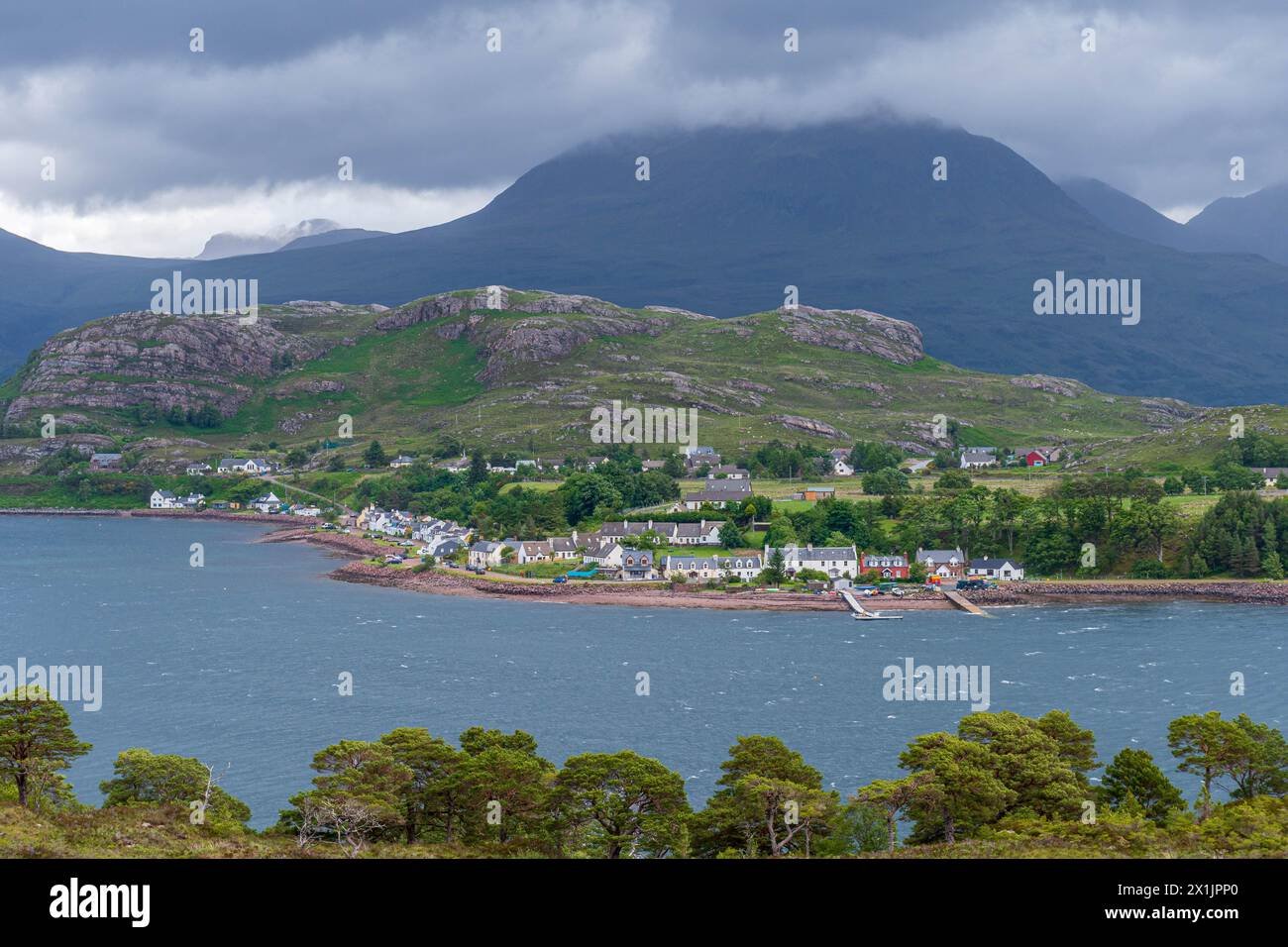 Nc500 scotland village hi-res stock photography and images - Alamy