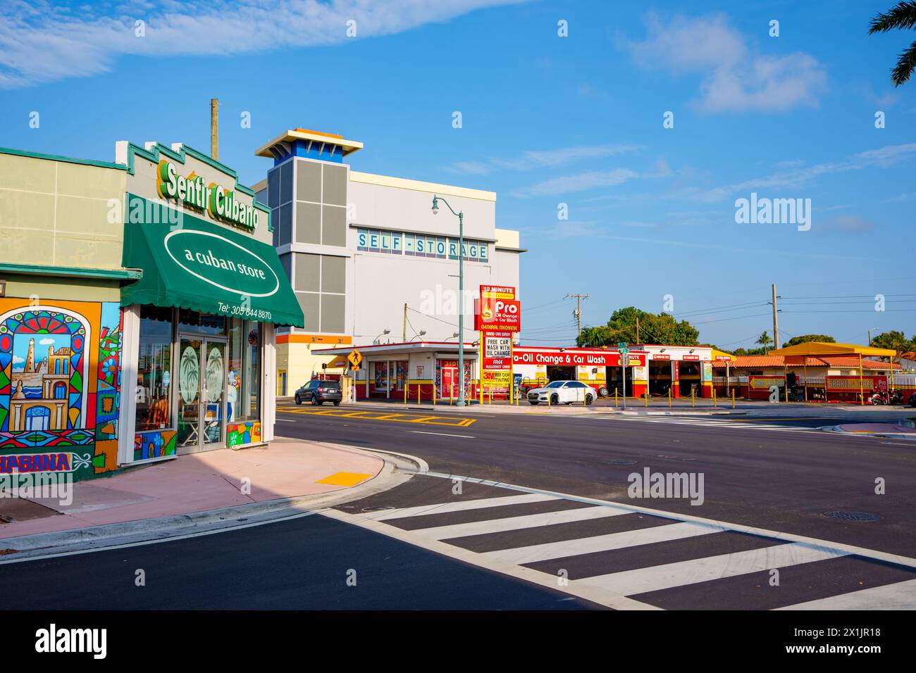Cuban store miami hi-res stock photography and images - Alamy