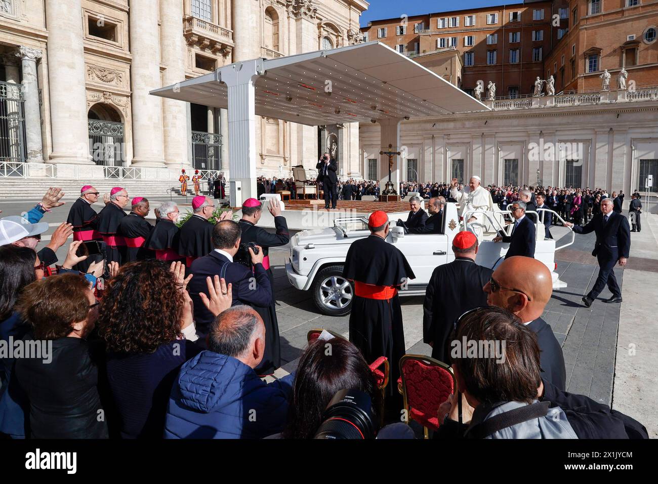 St peteros church hi-res stock photography and images - Alamy