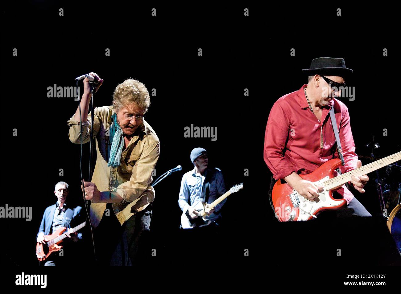 The who in concert hi-res stock photography and images - Alamy