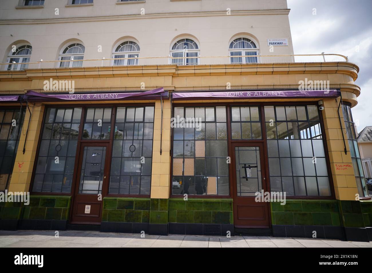 Gordon ramsay gastropub hi-res stock photography and images - Alamy