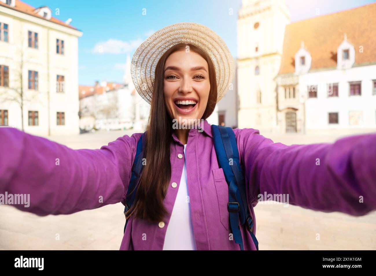 Woman arms outstretched outdoor hi-res stock photography and images - Alamy