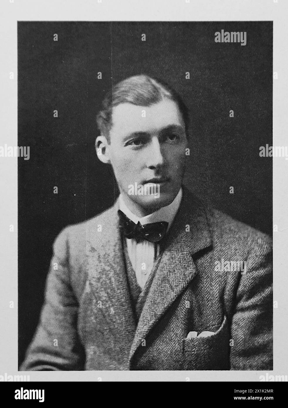 Parliament cigarettes Black and White Stock Photos & Images - Alamy