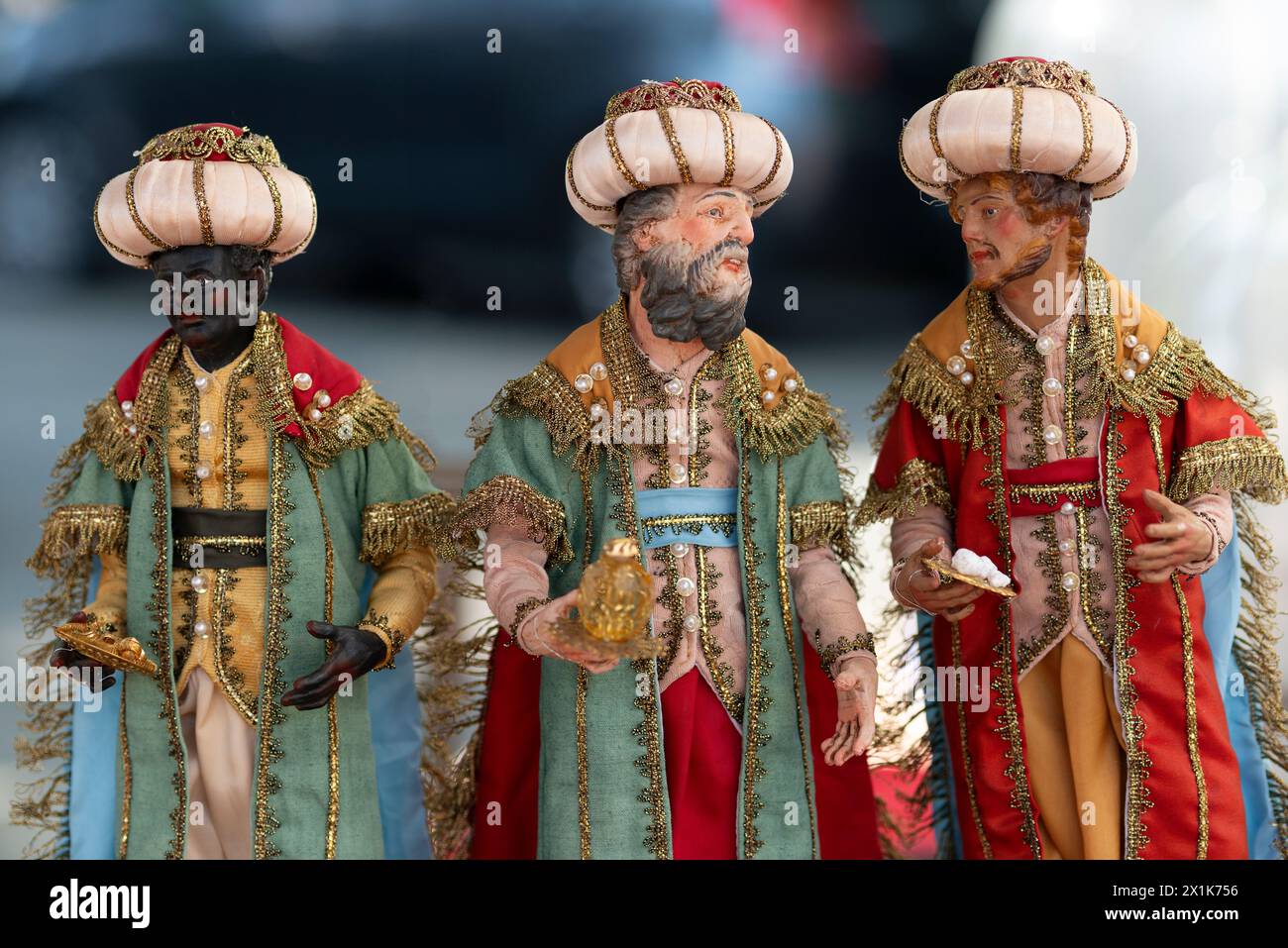 Statues of the Three Wise Men Traditional, Neapolitan Christmas ...