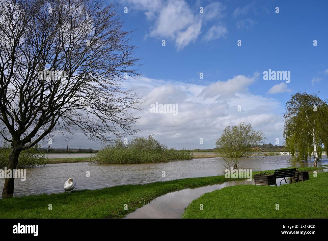 A view of the banks of the flooded River Severn in Tewkesbury ...