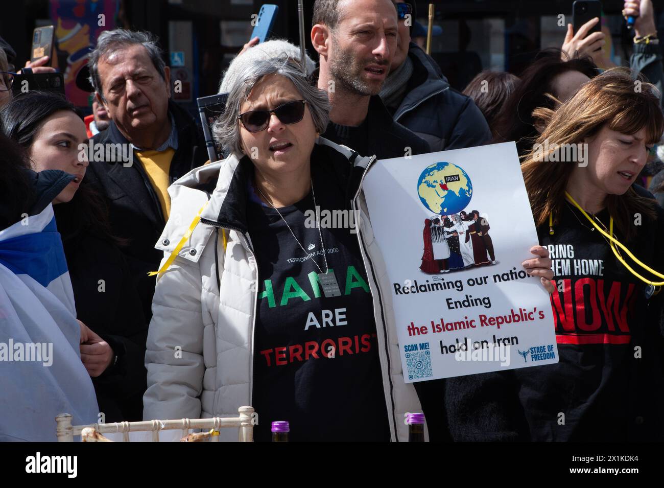 London, England, UK. 17th Apr, 2024. Pro-Israel campaigners set up an ...
