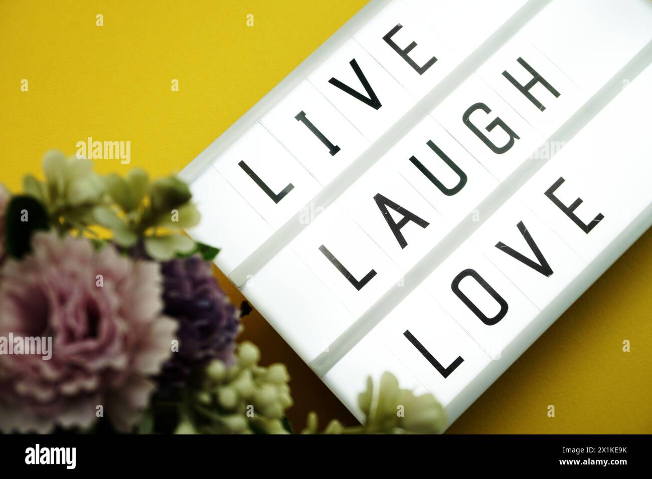 Live laugh love sign hi-res stock photography and images - Alamy
