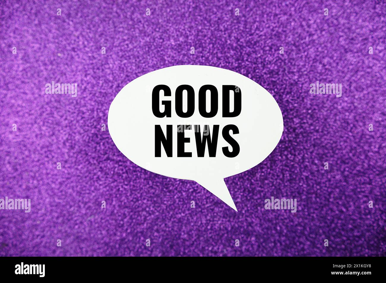 Good News text message written on white bubble speech Stock Photo - Alamy