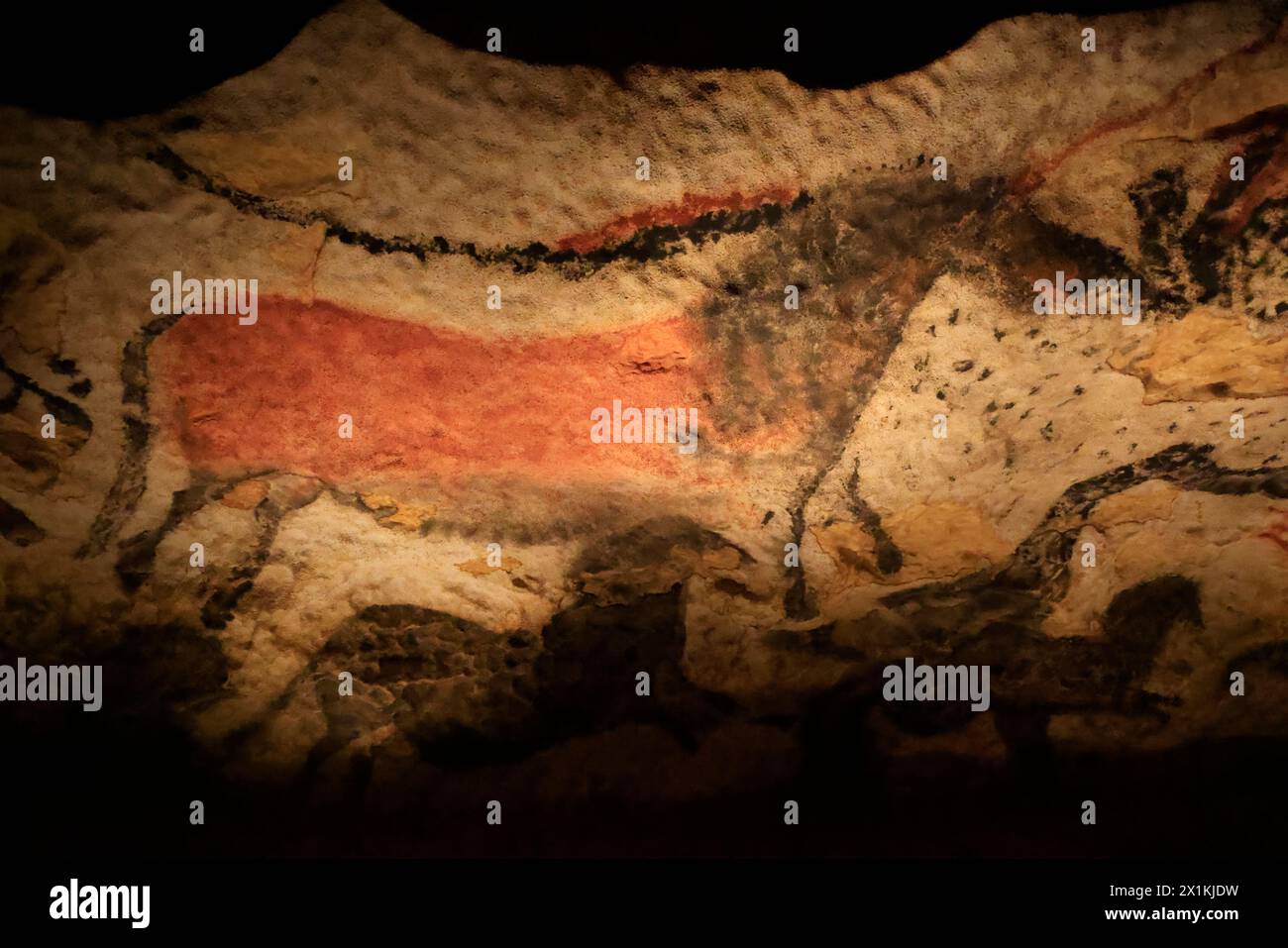 Cave Paintings Lascaux Map LASCAUX IV International Center For
