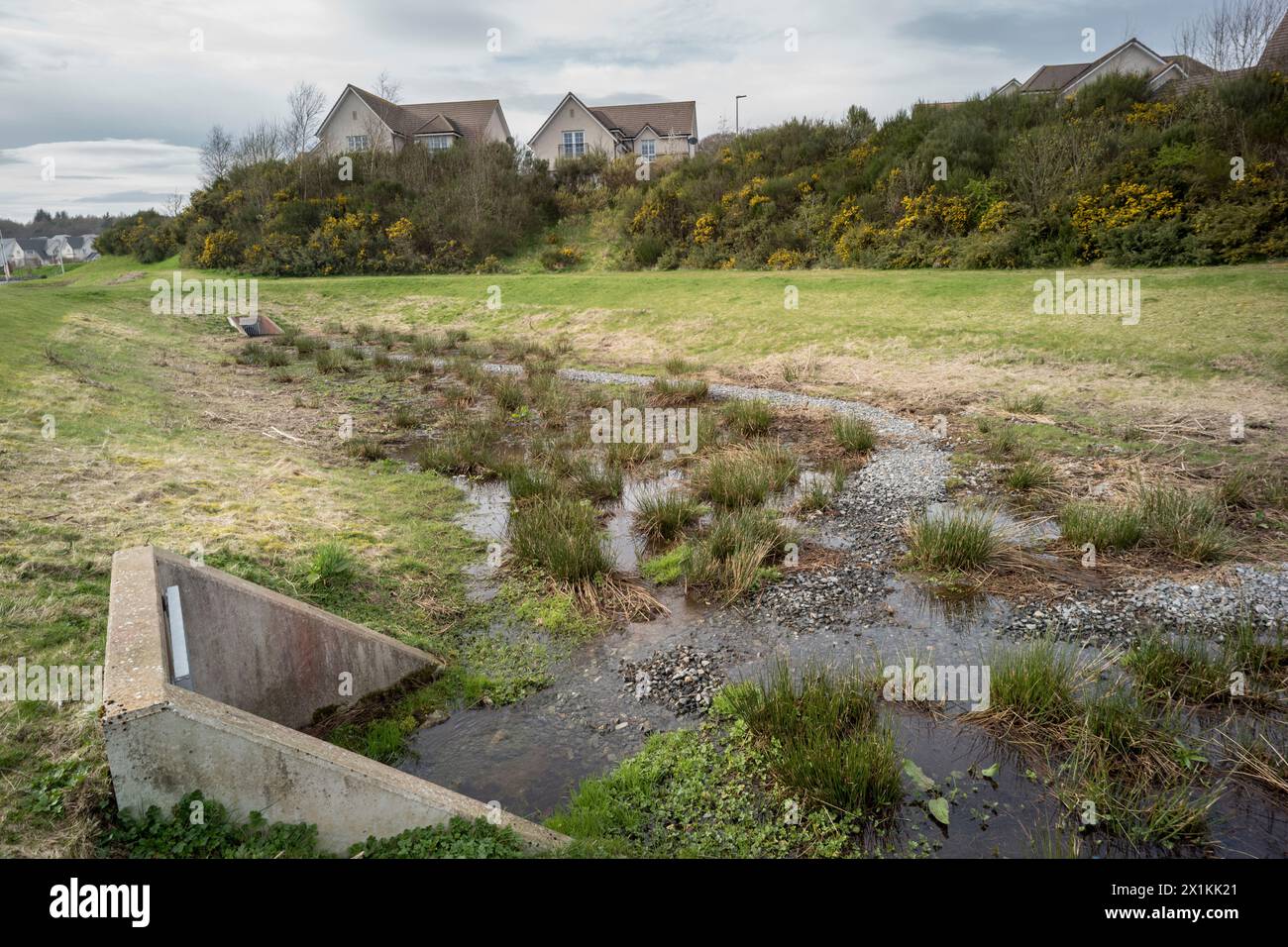 Sustainable urban drainage scheme, Suds to prevent flash flooding ...