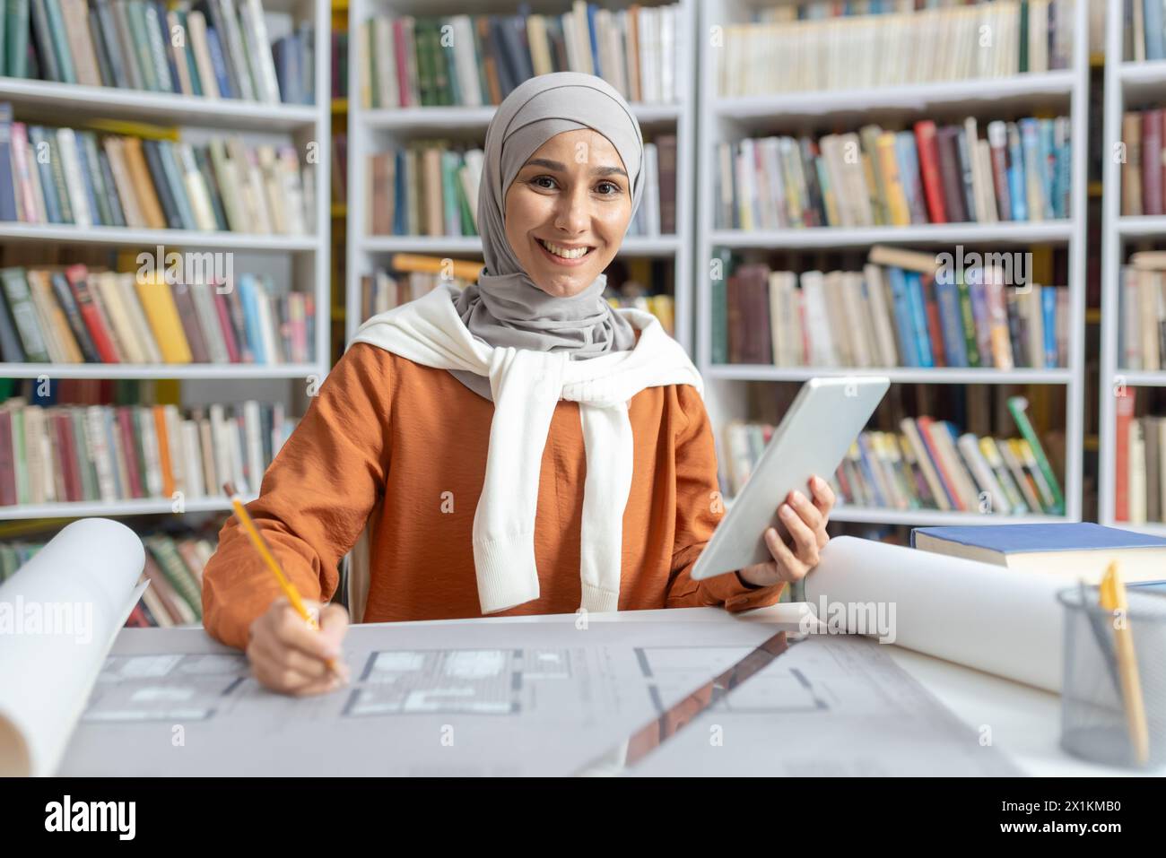 Muslim female role model hi-res stock photography and images - Alamy