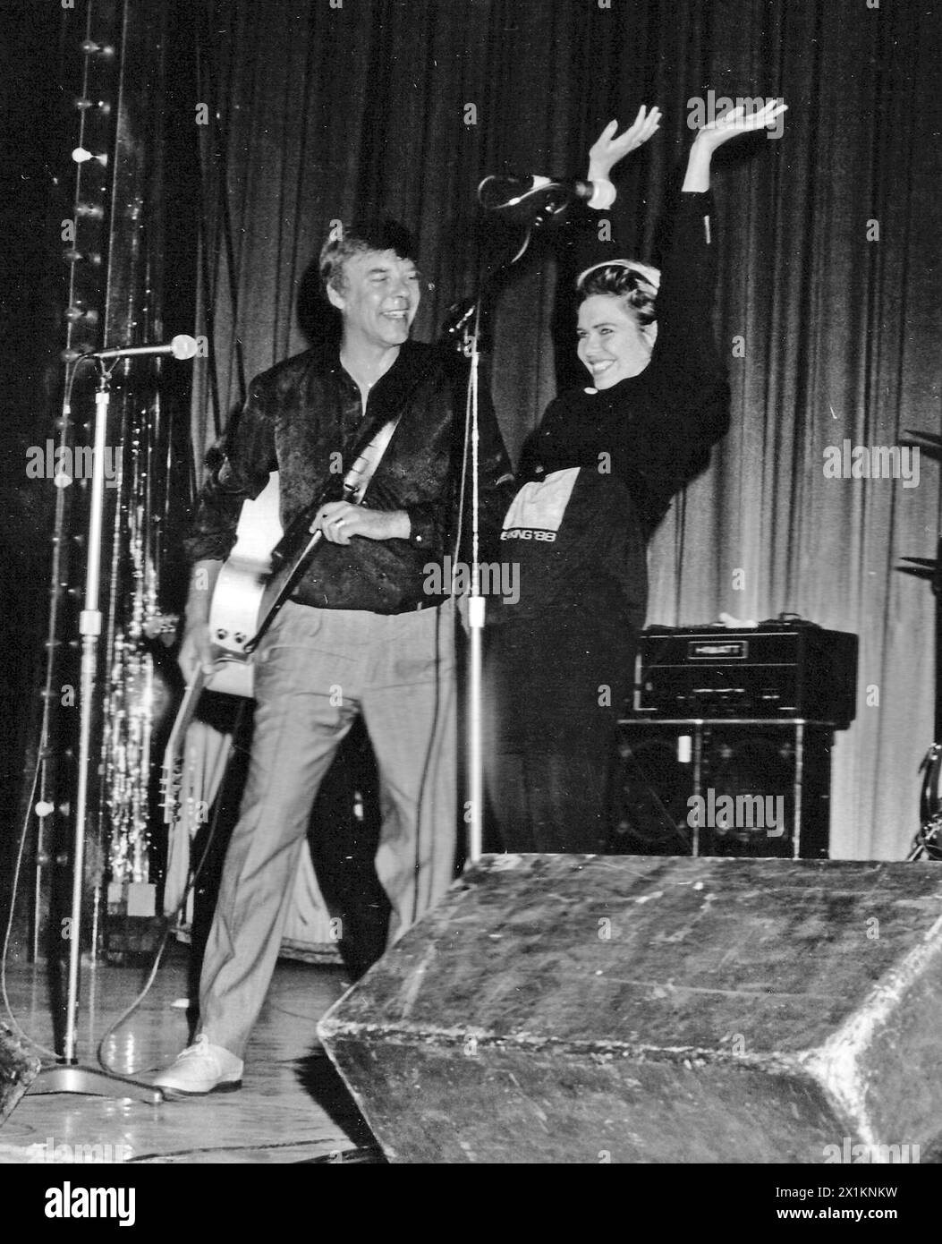 ROCK STARS MARTY WILDE AND HIS DAUGHTER KIM WILDE PERFORM TOGETHER AT ...