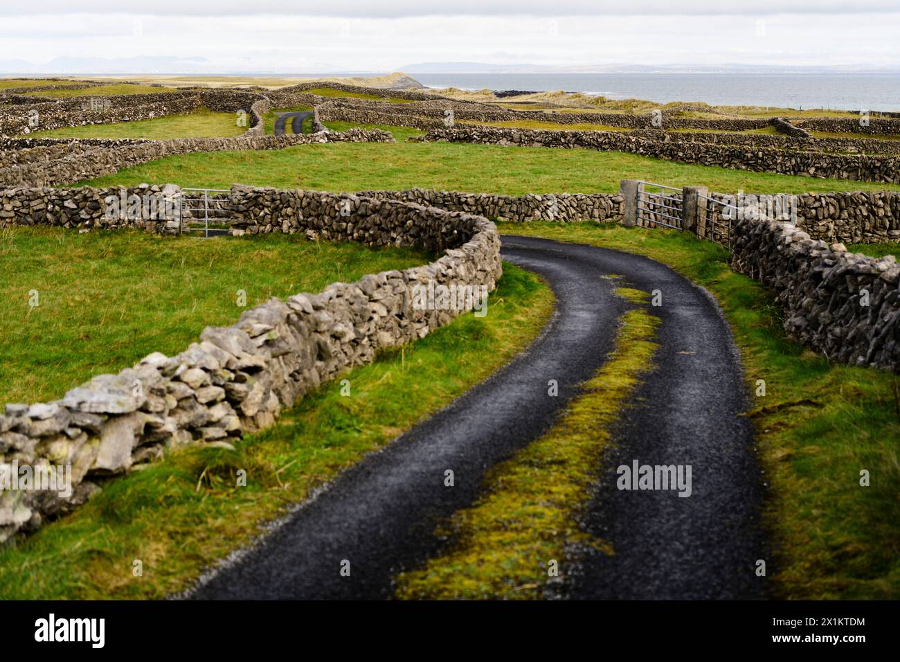 Inis Meain (Aran Island Stock Photo - Alamy