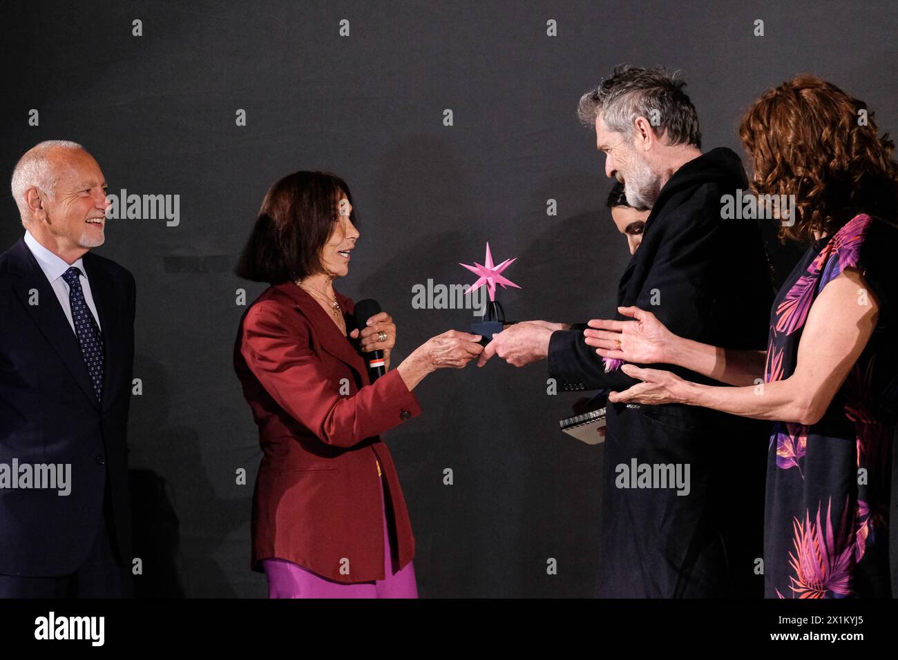 Enzo Ghigo, Laura Righi e Rupert Everett durante alcuni momenti della ...