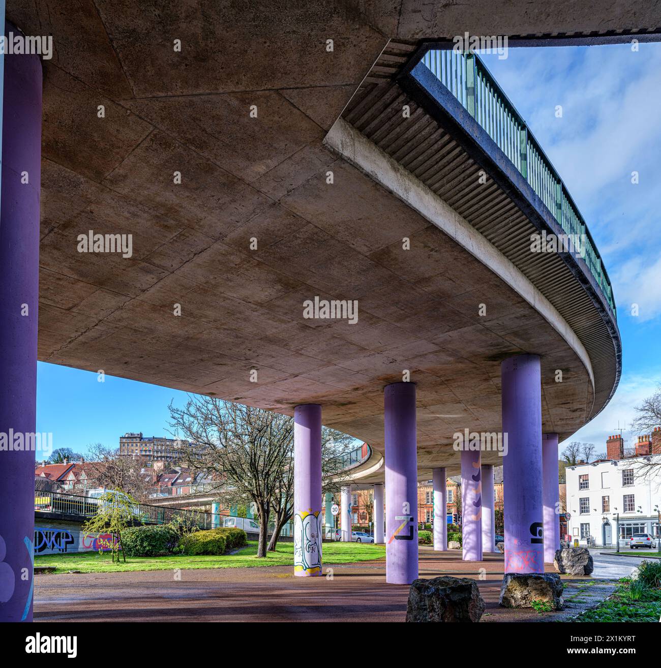 Flyover roads hi-res stock photography and images - Alamy