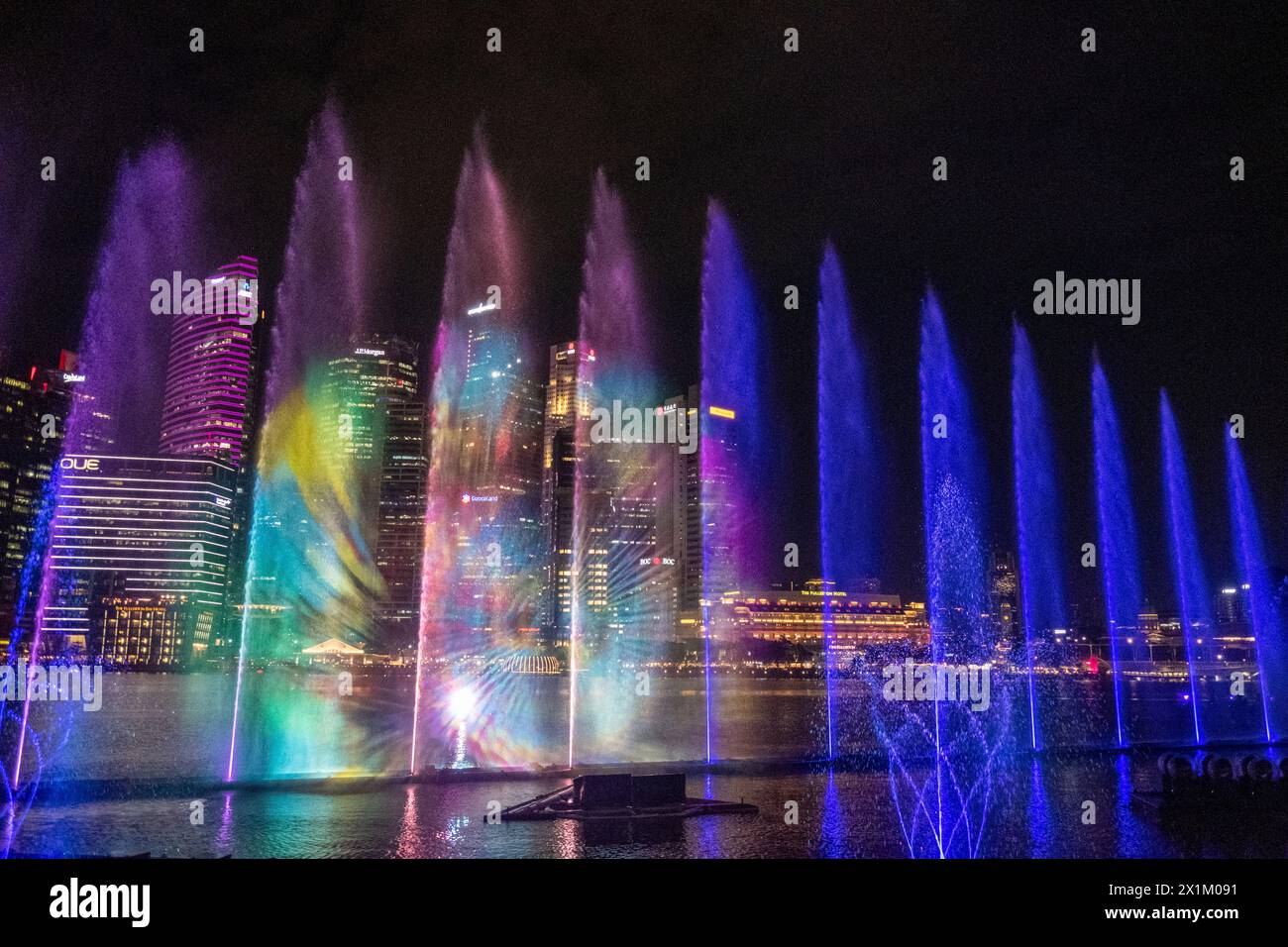 Singapore - 20 October 2022: Spectra, a light and water show of ...