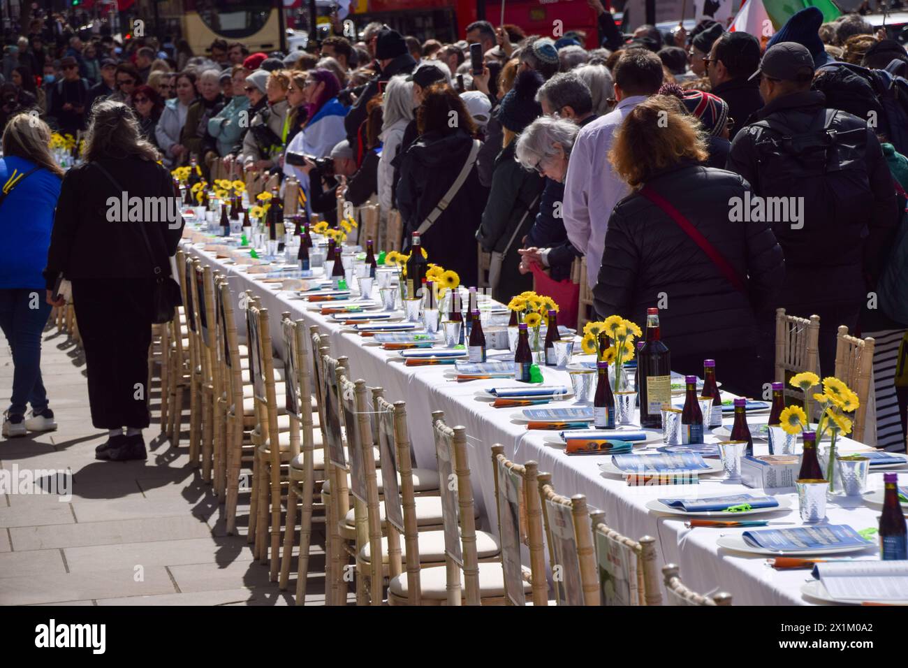 London, UK. 17th Apr, 2024. Pro-Israel campaigners set up a Passover ...