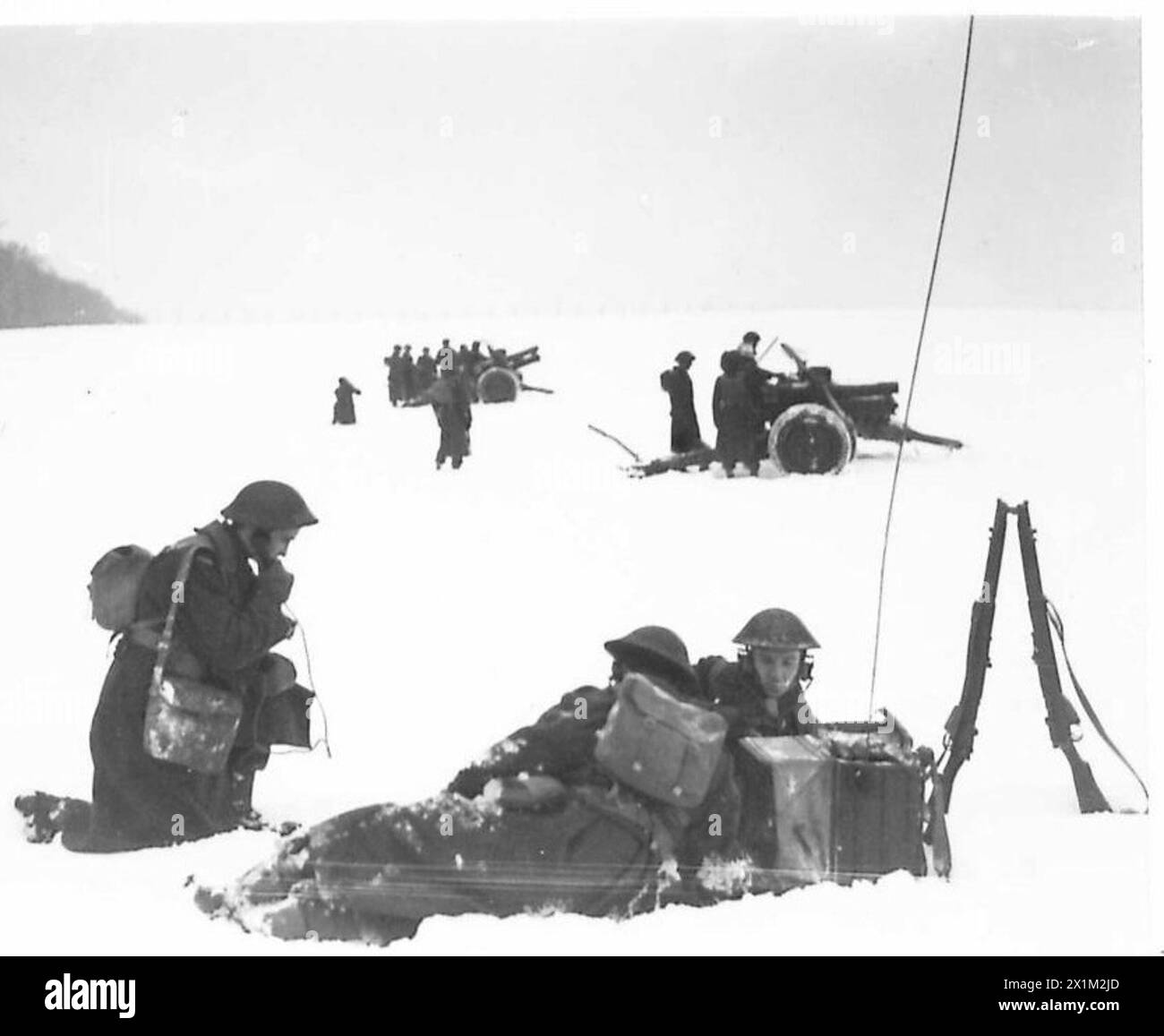 Signals crew of the 1st Heavy Artillery Regiment (1st Polish Corps ...