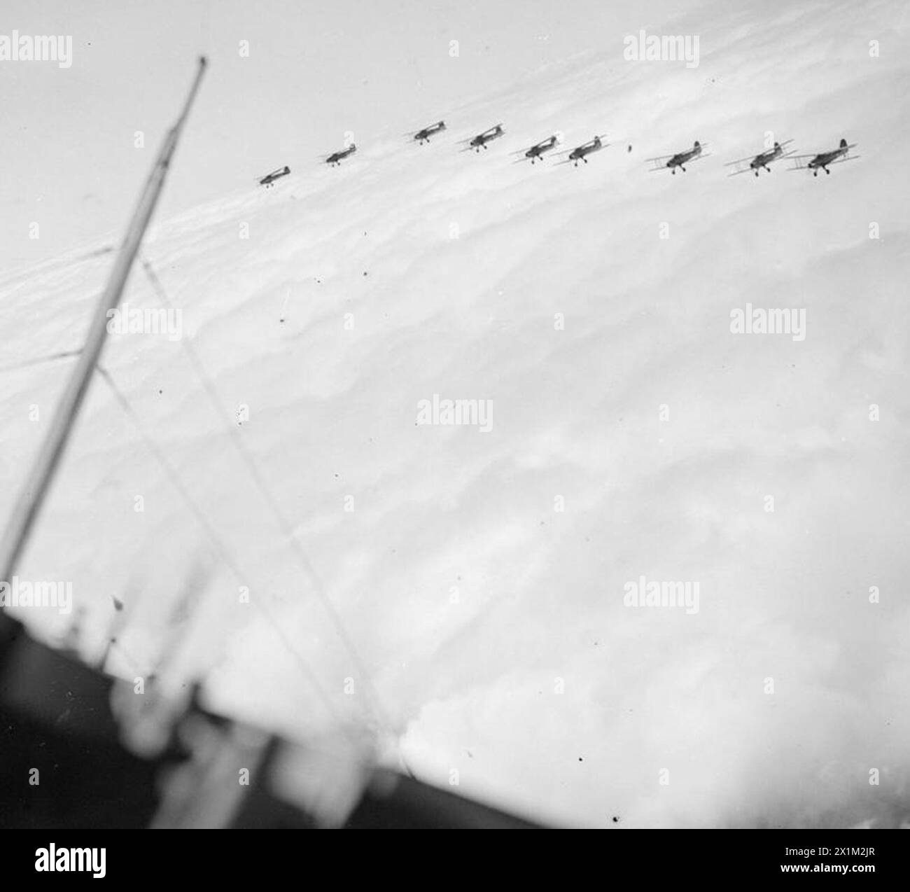 FLEET AIR ARM TORPEDO-BOMBERS IN FORMATION FLIGHT. 22 JUNE 1942 ...