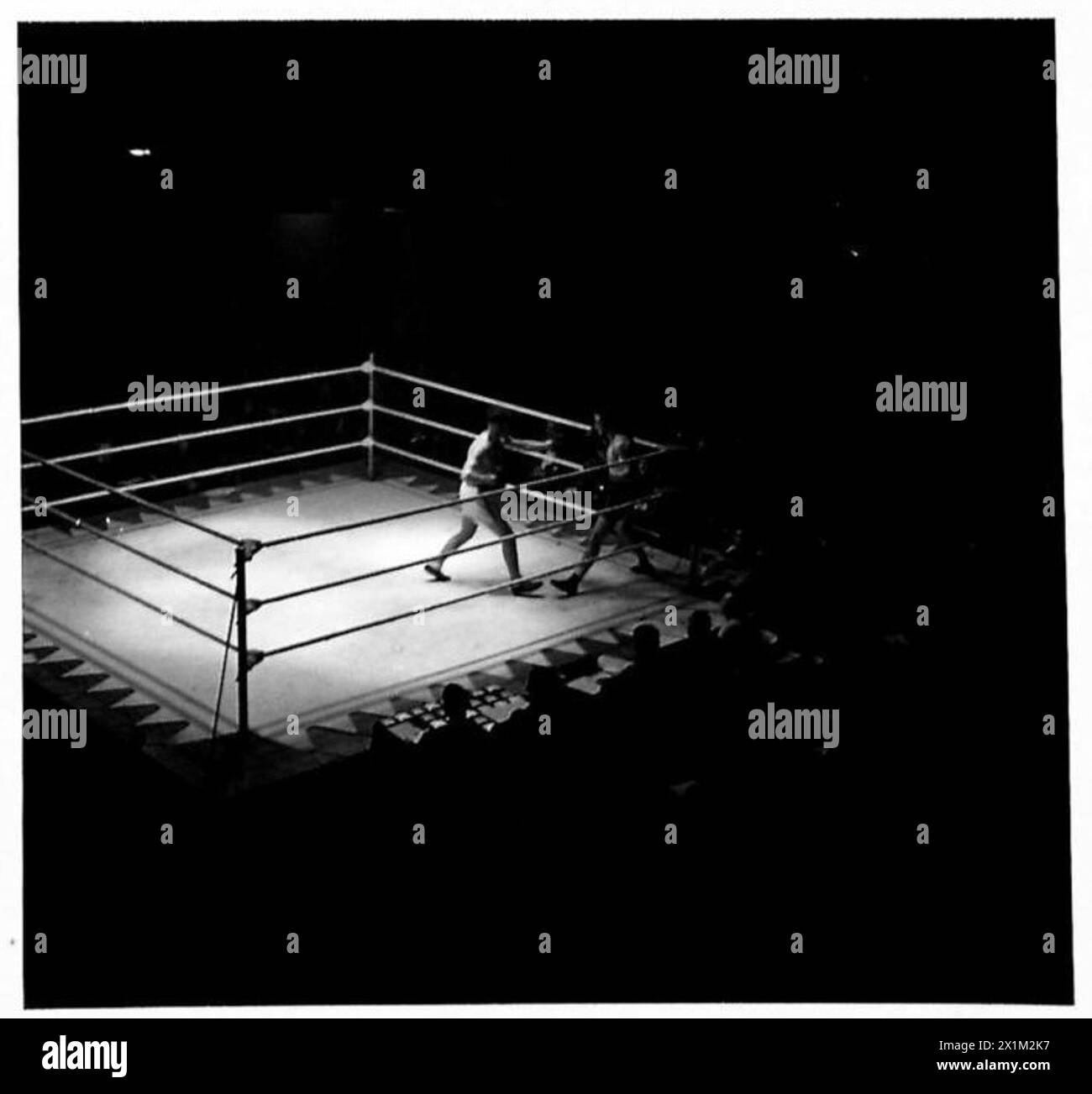 Final round victory Black and White Stock Photos & Images - Alamy