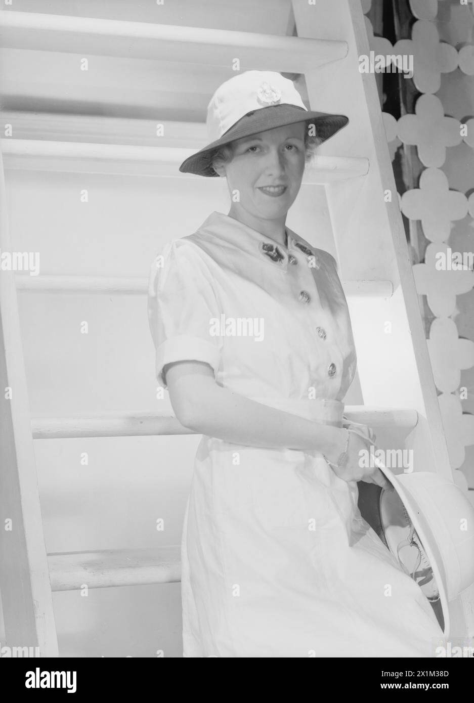 Wren uniform hi-res stock photography and images - Alamy