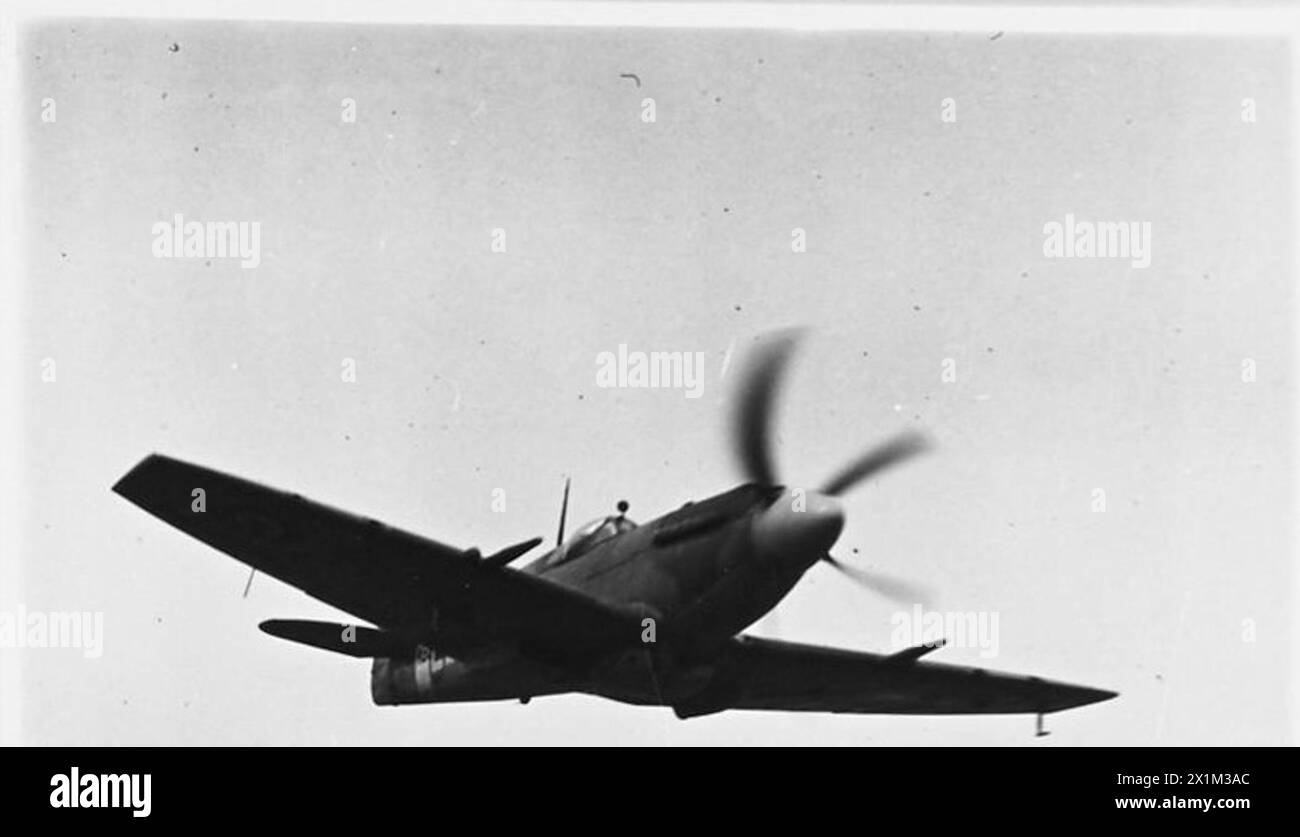 Tactical fighter aircraft Black and White Stock Photos & Images - Alamy