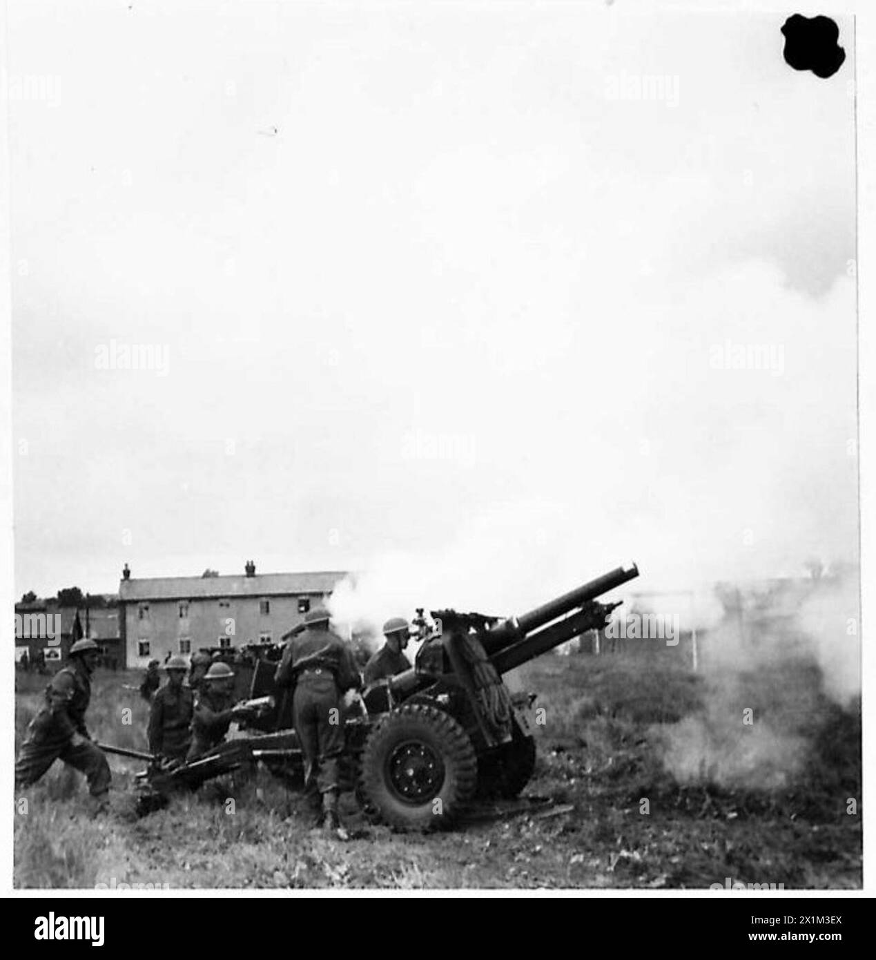 Blank firing gun Black and White Stock Photos & Images - Alamy