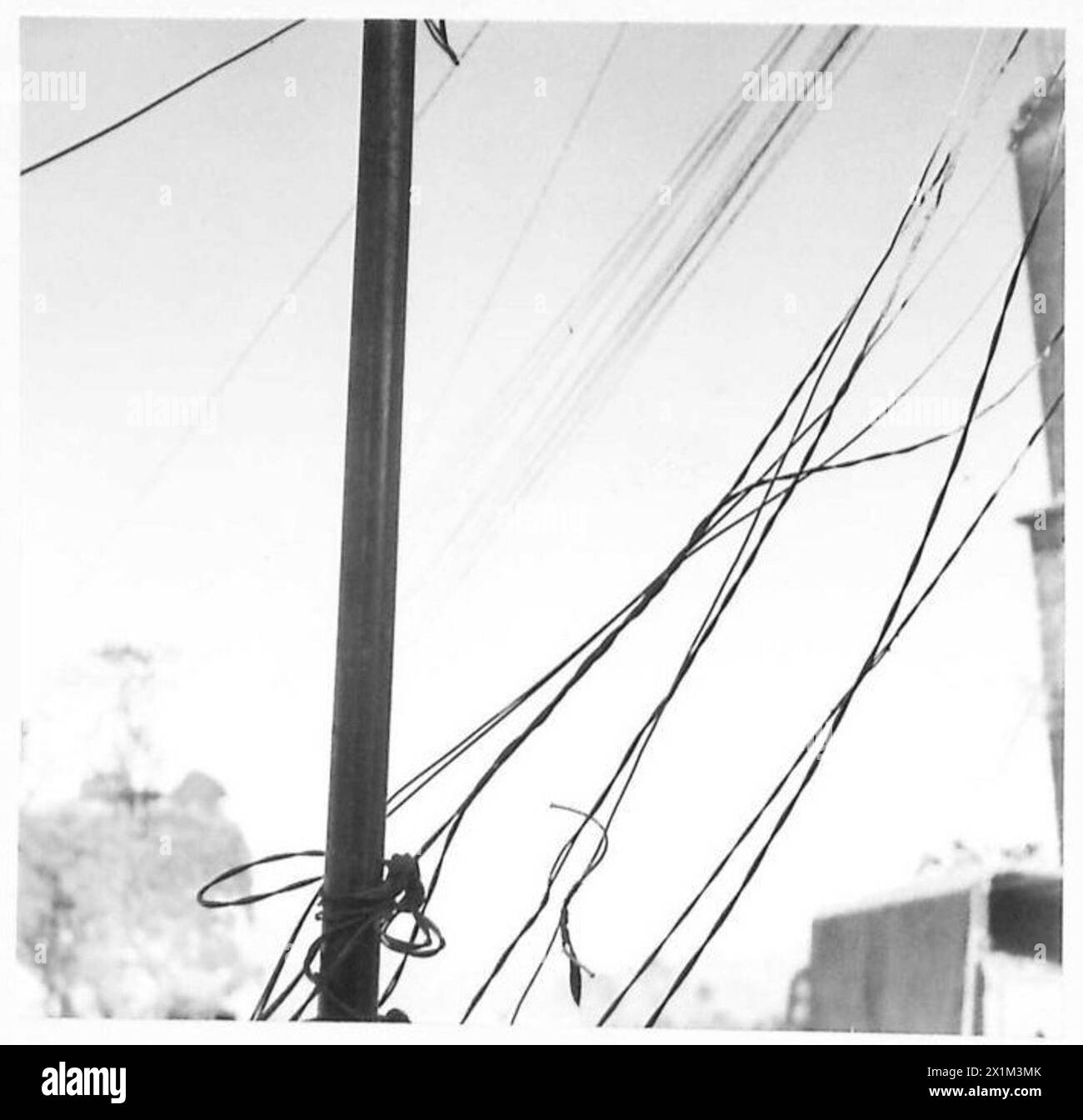 ITALY : FIFTH ARMYSIGNAL COMMUNICATIONS IN THE FIELD(For record ...