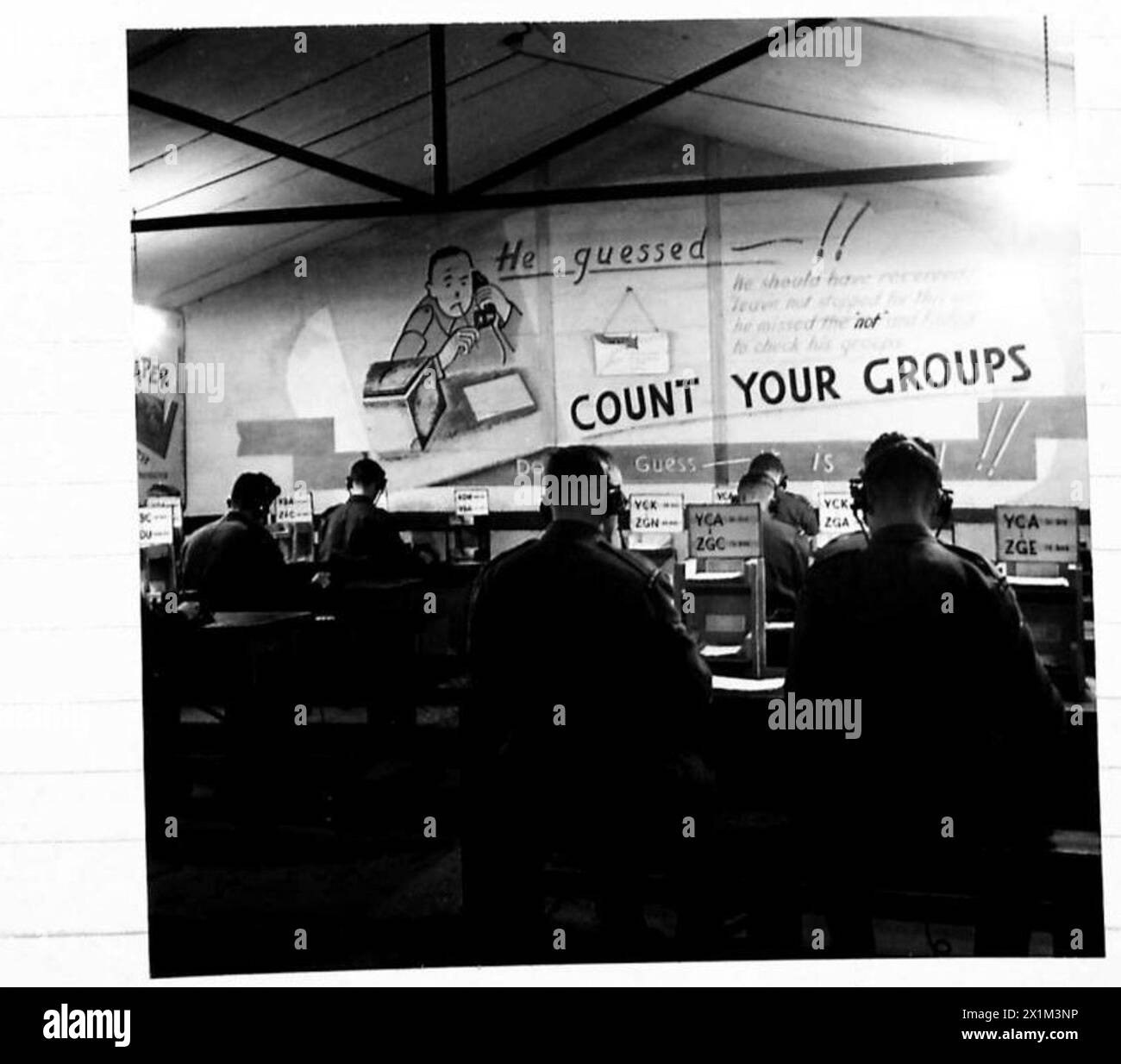 Army communications apparatus hi-res stock photography and images - Alamy