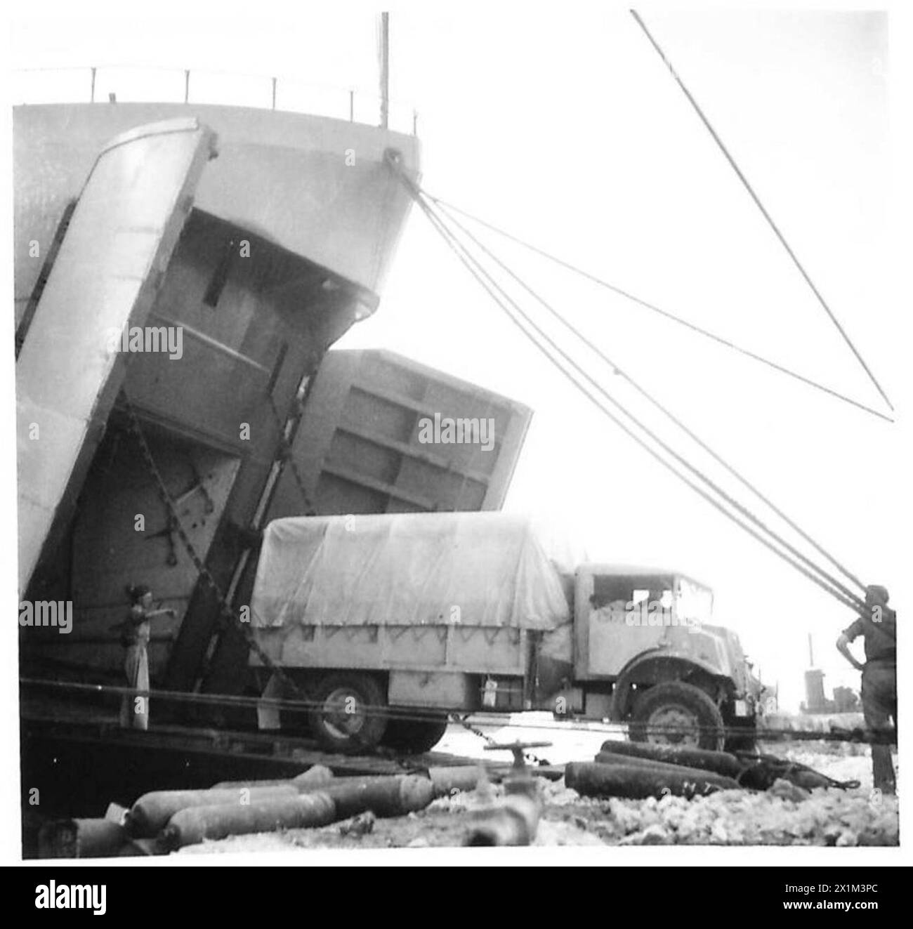 Embarkation process hi-res stock photography and images - Alamy