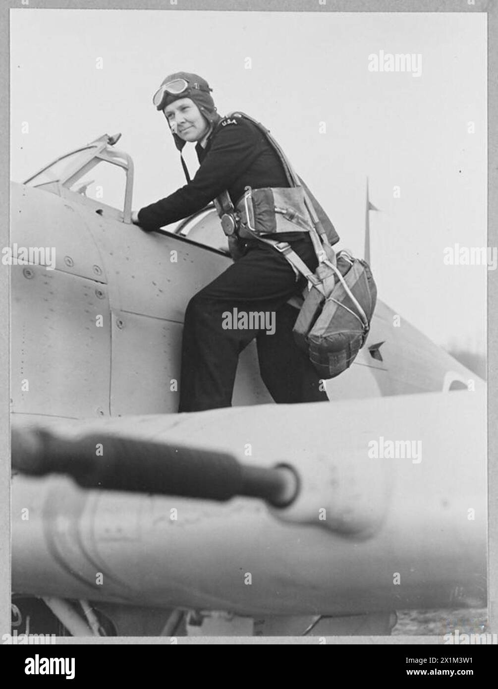 A U.S. WOMEN PILOT OF THE A.T.A. - Kay Van Doozer, an A.T.A. pilot ...