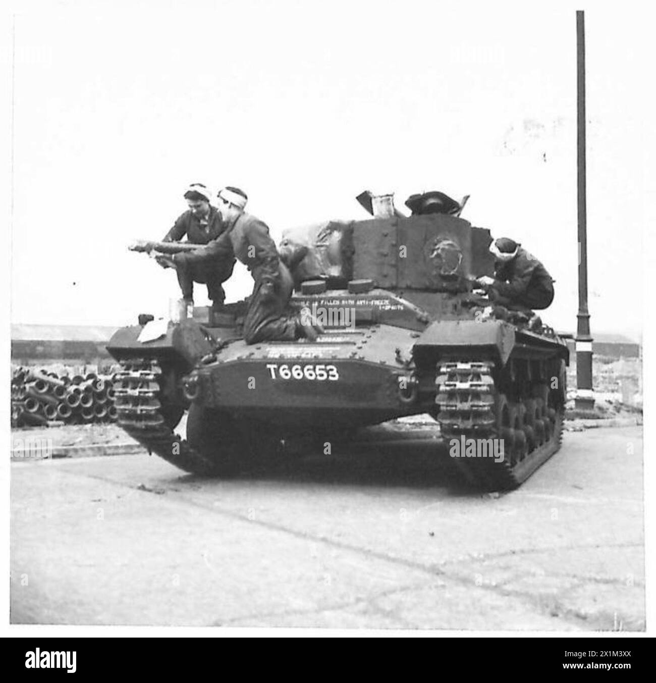 Hermetically sealing Cut Out Stock Images & Pictures - Alamy