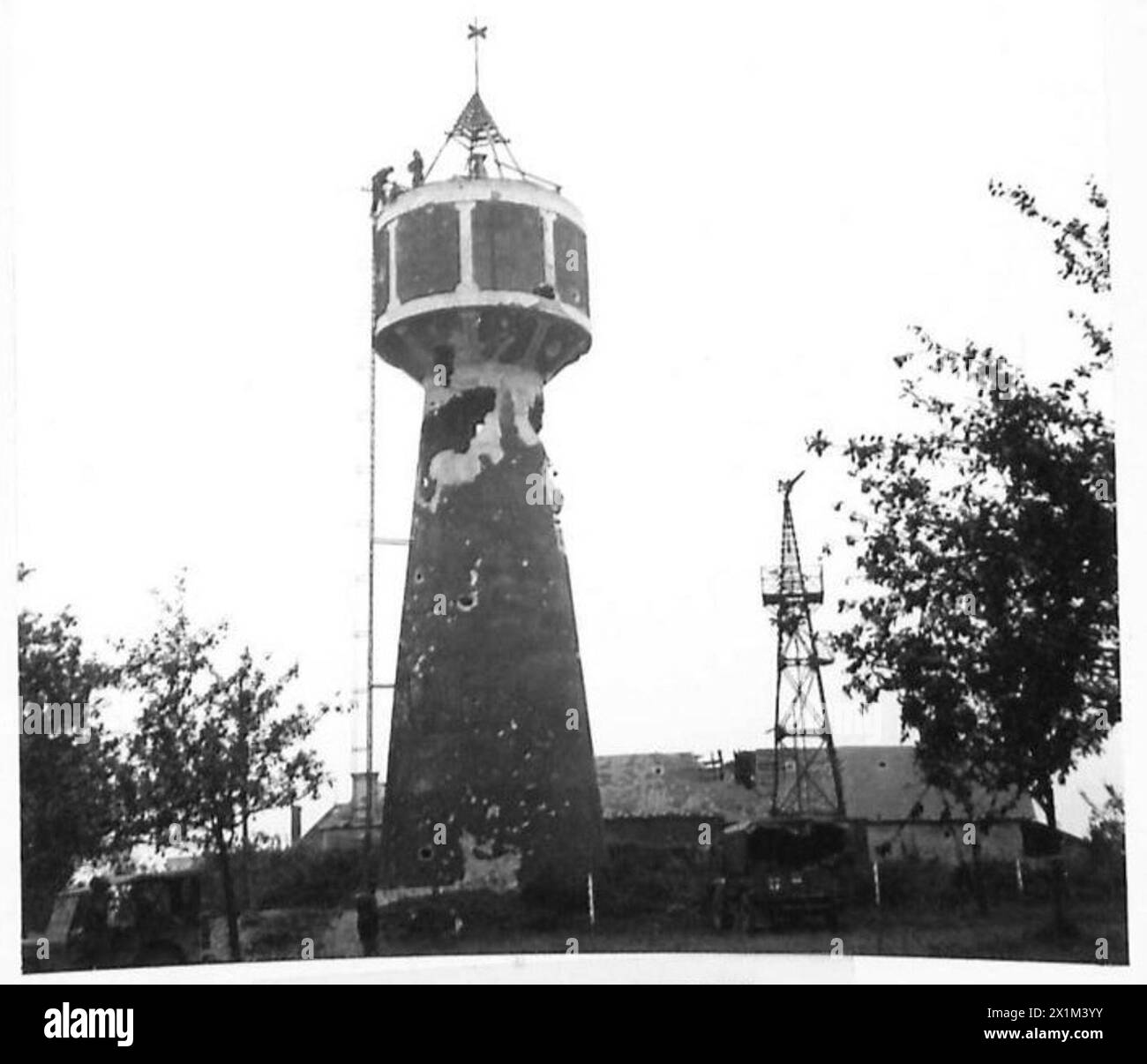 THE SECOND ARMY'S ADVANCE - The water tower, British Army, 21st Army ...