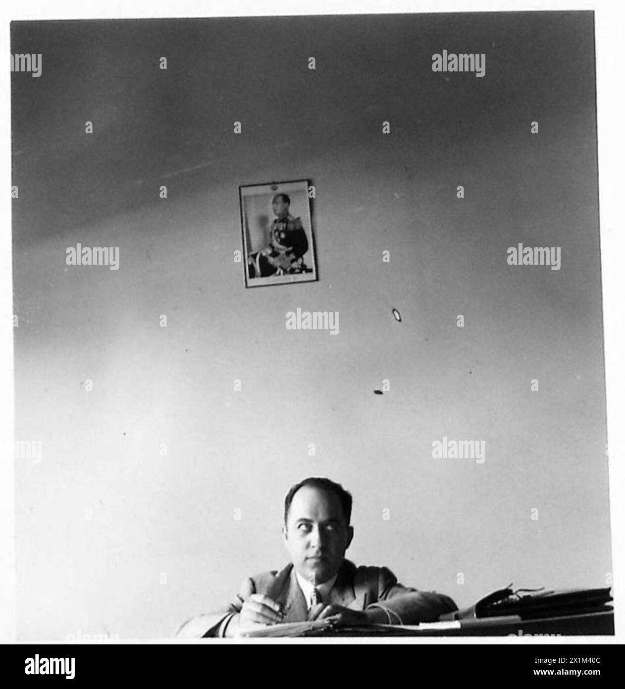 WITH THE GREEK COMMANDER-IN-CHIEF AT HIS MIDDLE EAST HEADQUARTERS - H.E ...