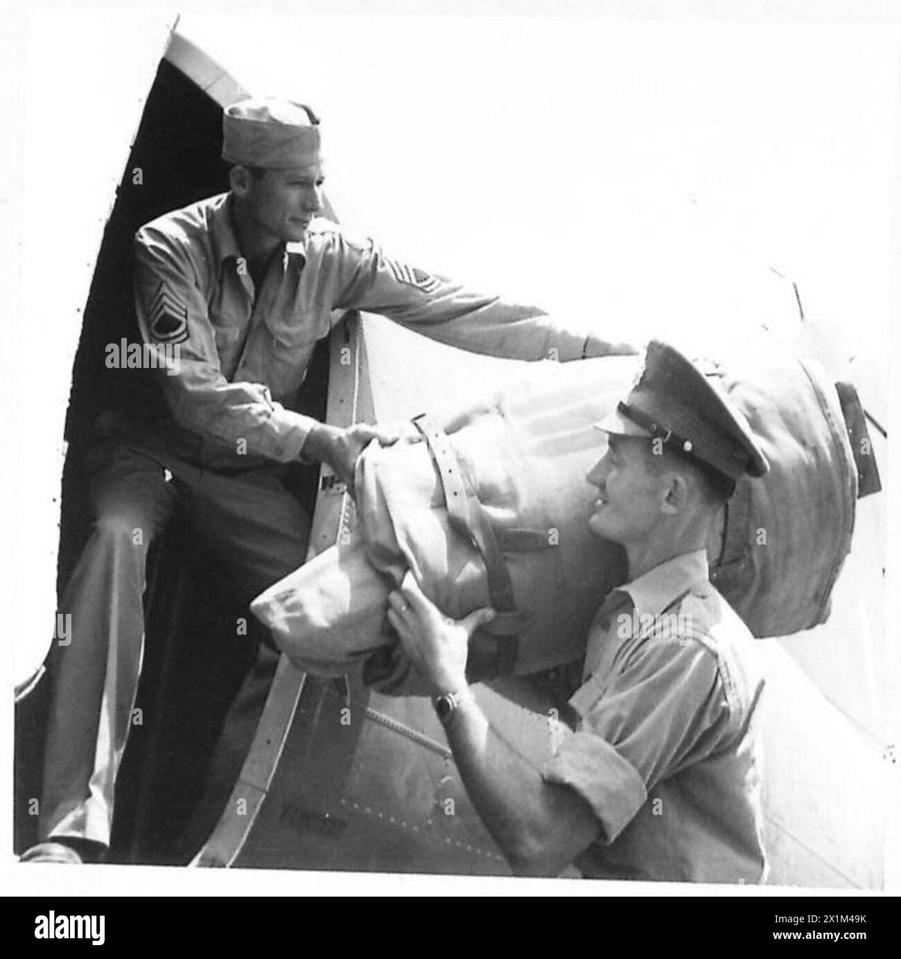 THE MEN WHO "LOOK AFTER"GENERAL ALEXANDER - Foreman Dundee tilelayer ...