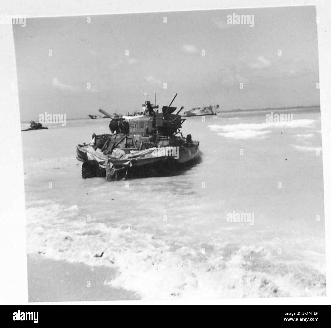 THE BRITISH ARMY IN THE NORMANDY CAMPAIGN 1944 - Disabled Sherman DD ...