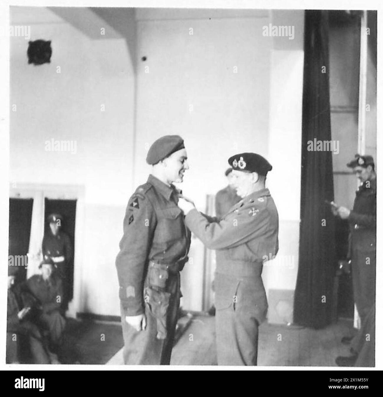 GIMERS MONASTERY 3RD BRITISH DIV. INVESTITURE - Maj. I.H.K. Rae, 7 Fd ...