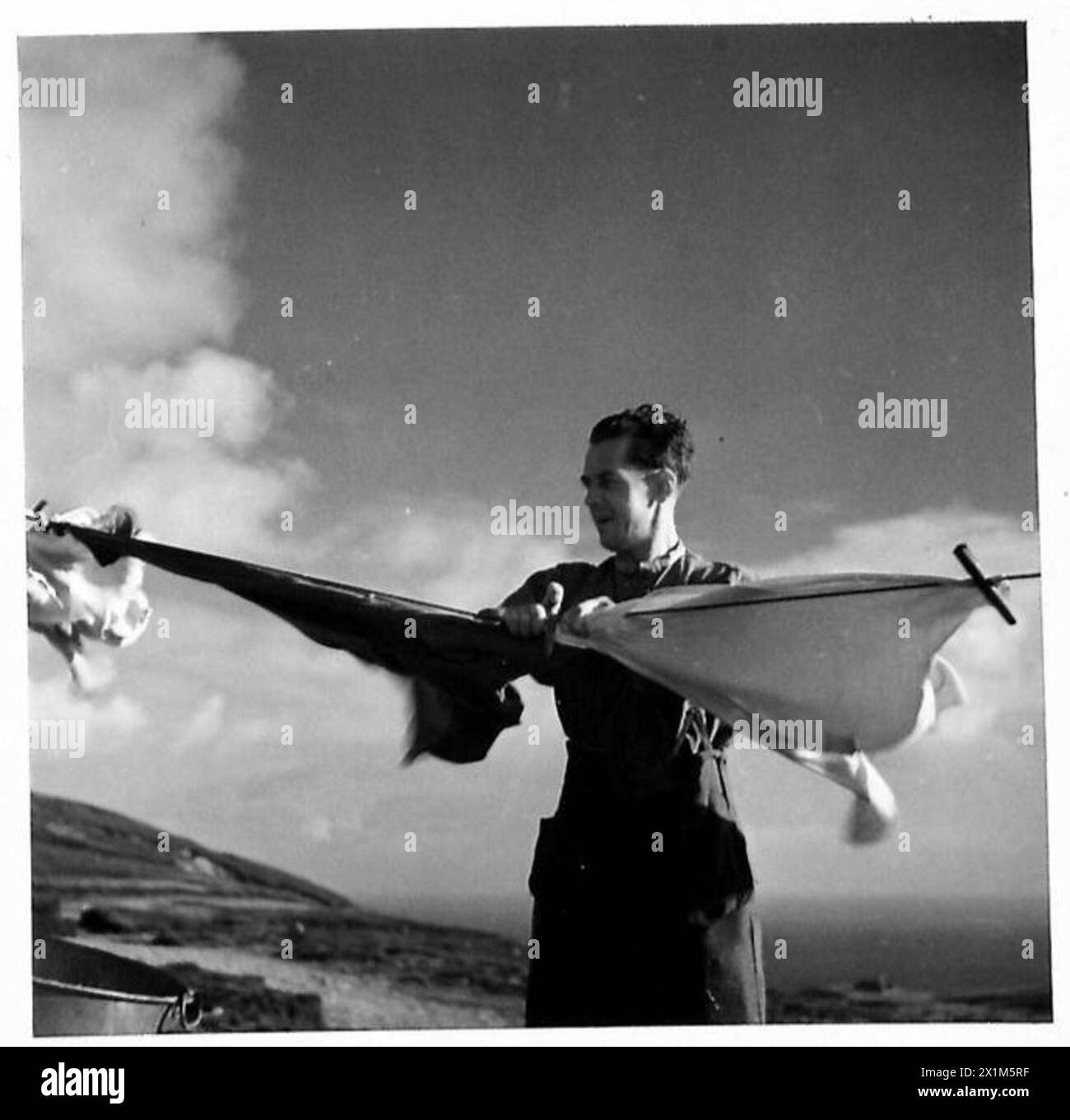 A.A.GUNNERS ON "EDGE OF THE WORLD" - Hanging out the washing, British ...