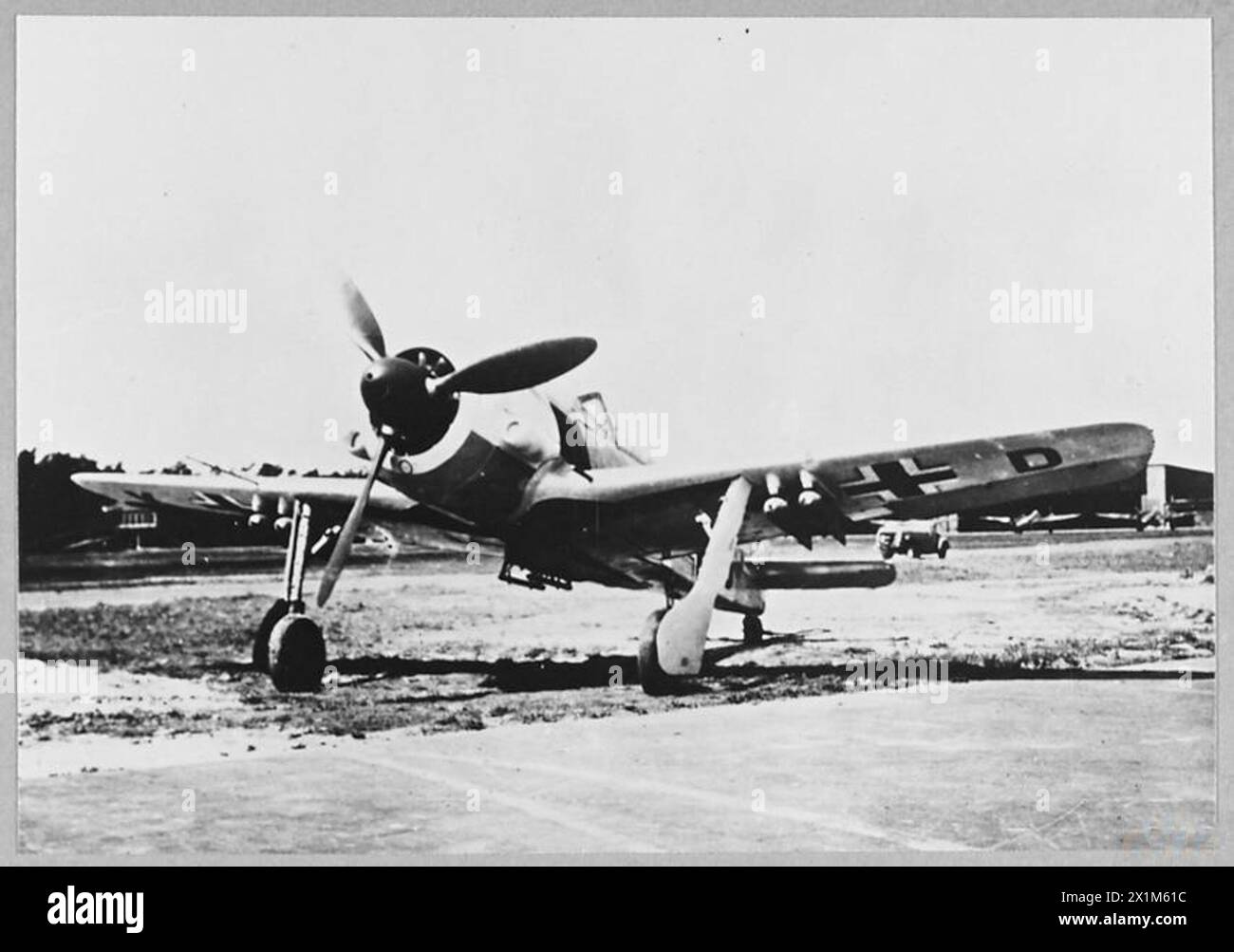 HENSCHEL AND FOCKE WULF AIRCRAFT - Picture issued September 1945 shows ...