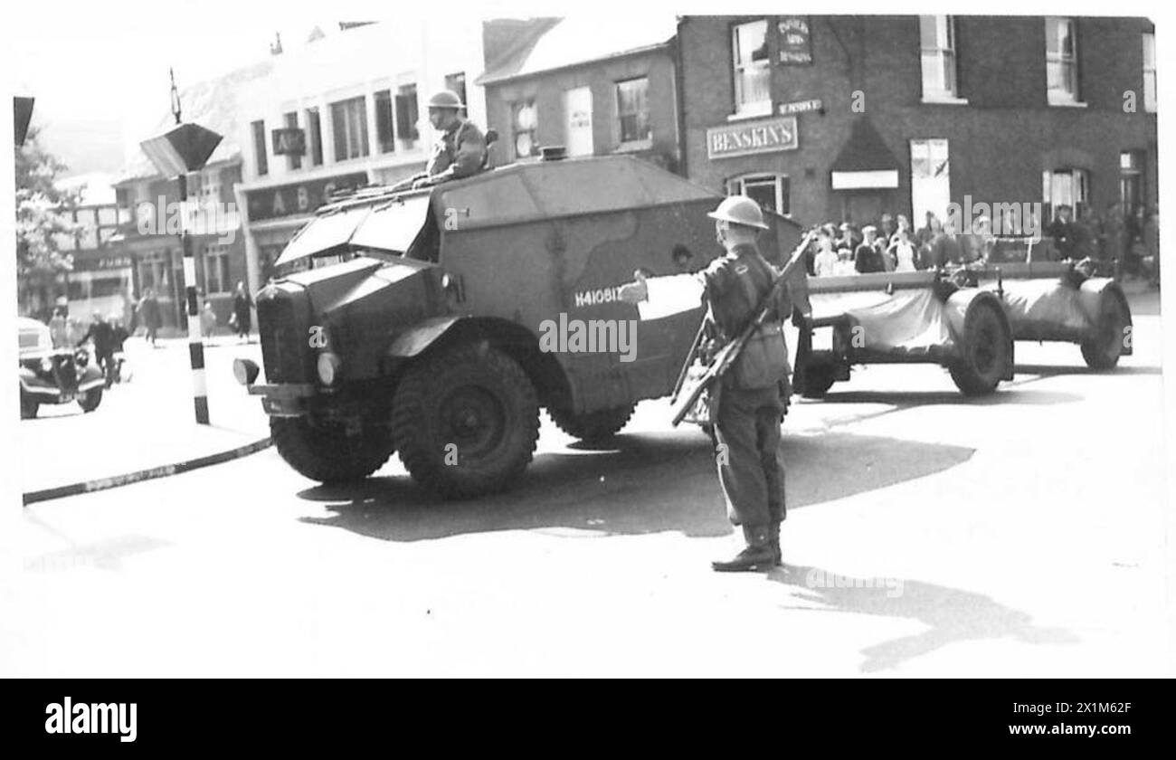 THE NEW TRAFFIC CONTROL ARMY UNIT - A member of the Traffic Control ...