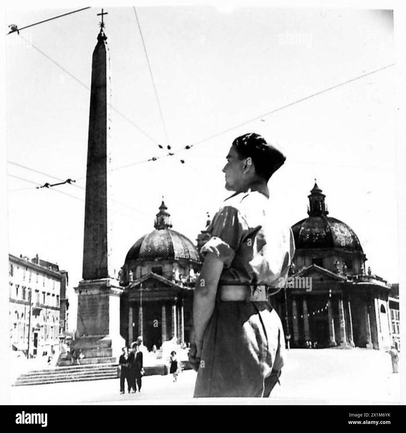 A DAY IN ROME WITH GUNNER SMITH - In the Piazza del Popolo, he admires ...