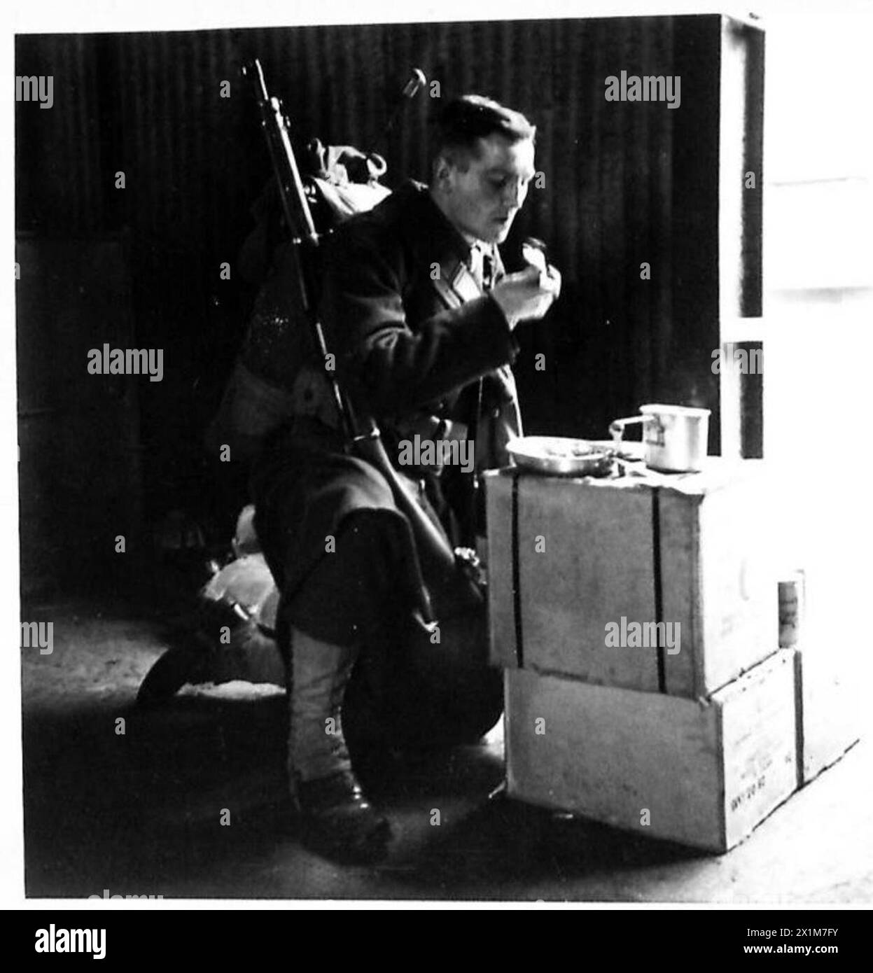 U s troops arrive in hi-res stock photography and images - Alamy